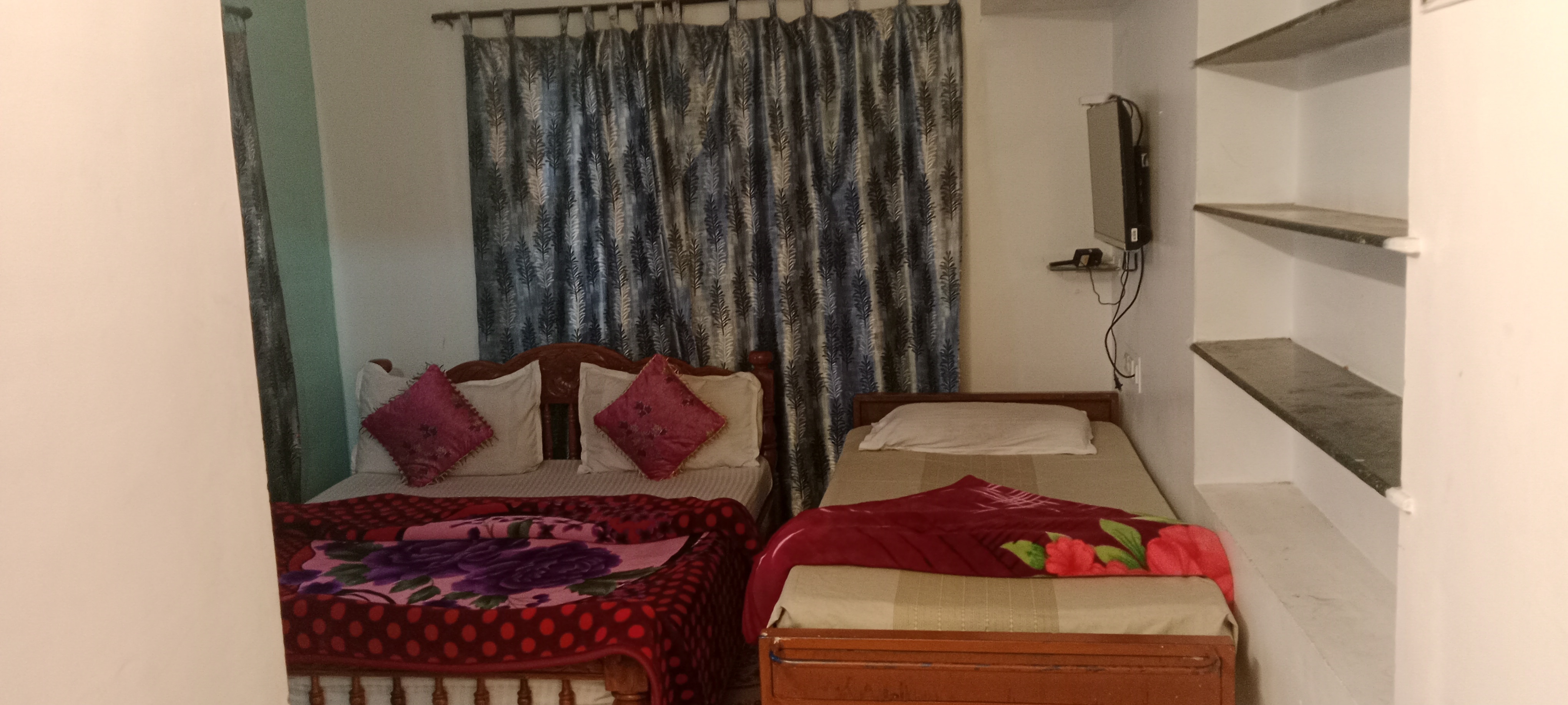 Rishith Residency 𝗕𝗢𝗢𝗞 Ooty Cottage
