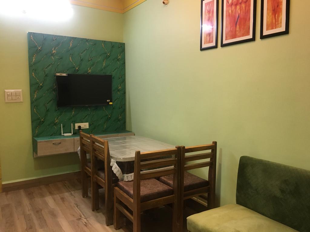 Pinakin homestay 𝗕𝗢𝗢𝗞 Ujjain Homestay