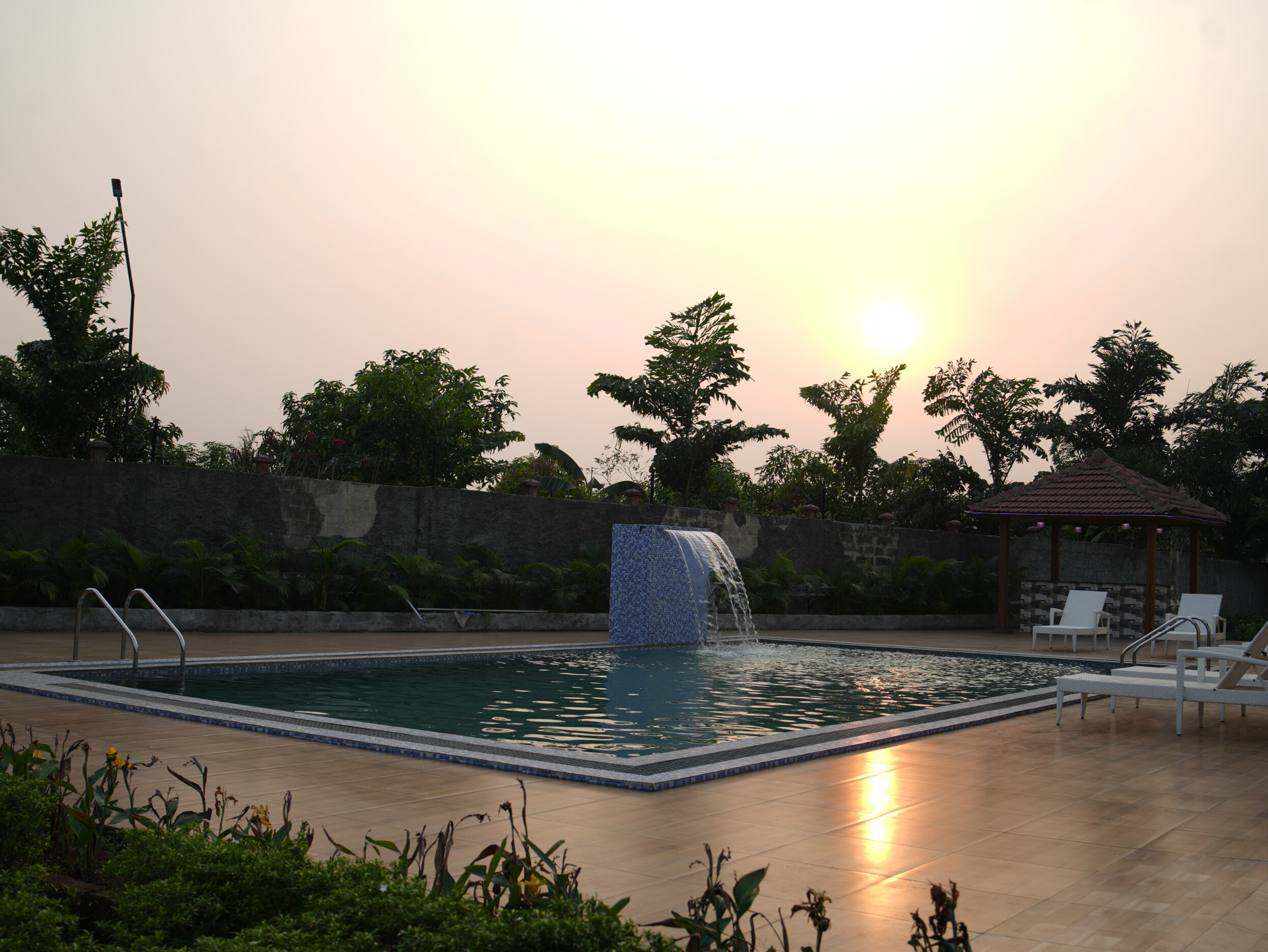 Talasila Retreat 𝗕𝗢𝗢𝗞 Pali, Maharashtra Villa