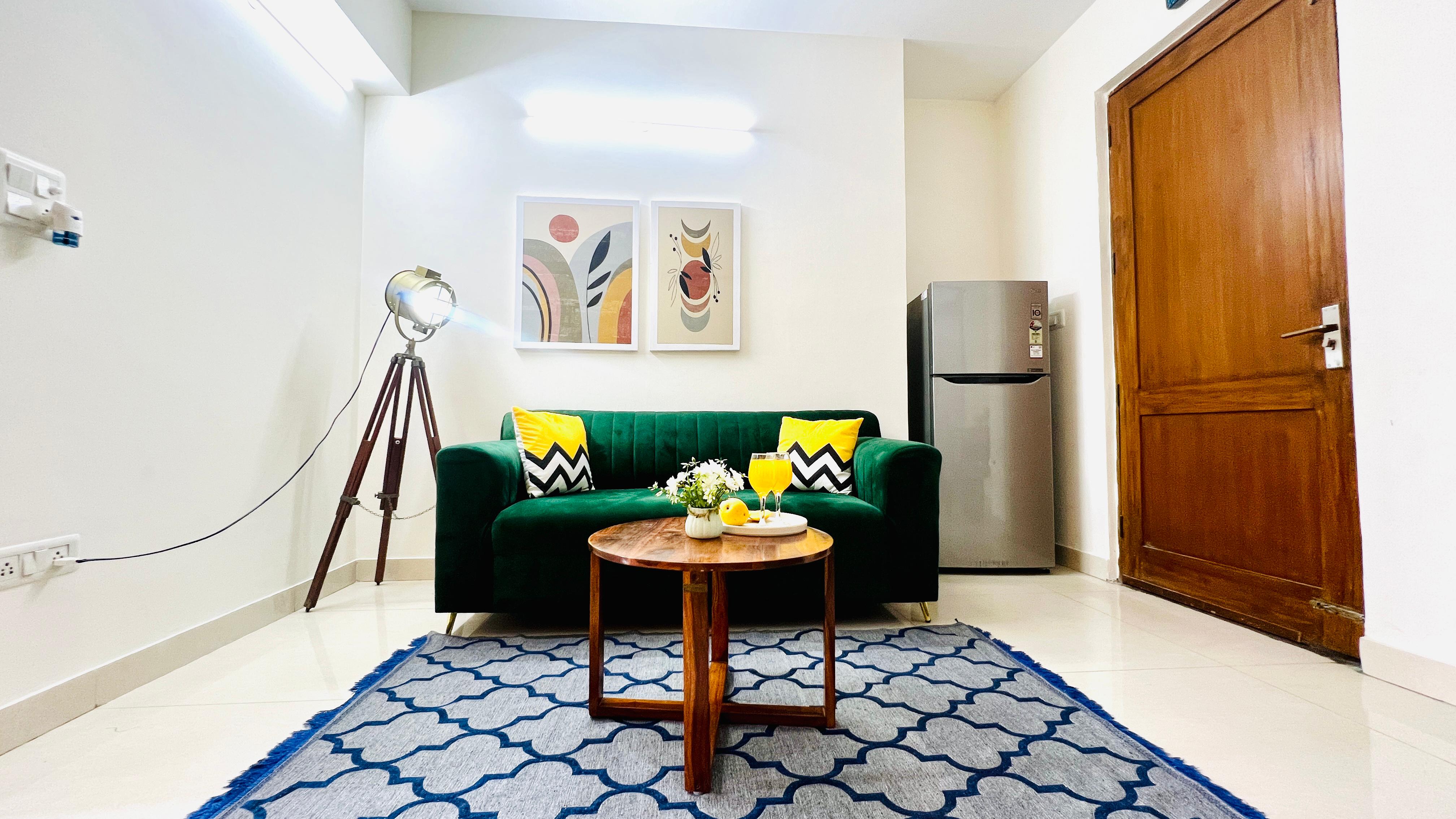BluO Classic 1BHK - Defence Colony Mkt 𝗕𝗢𝗢𝗞 Delhi Apartment
