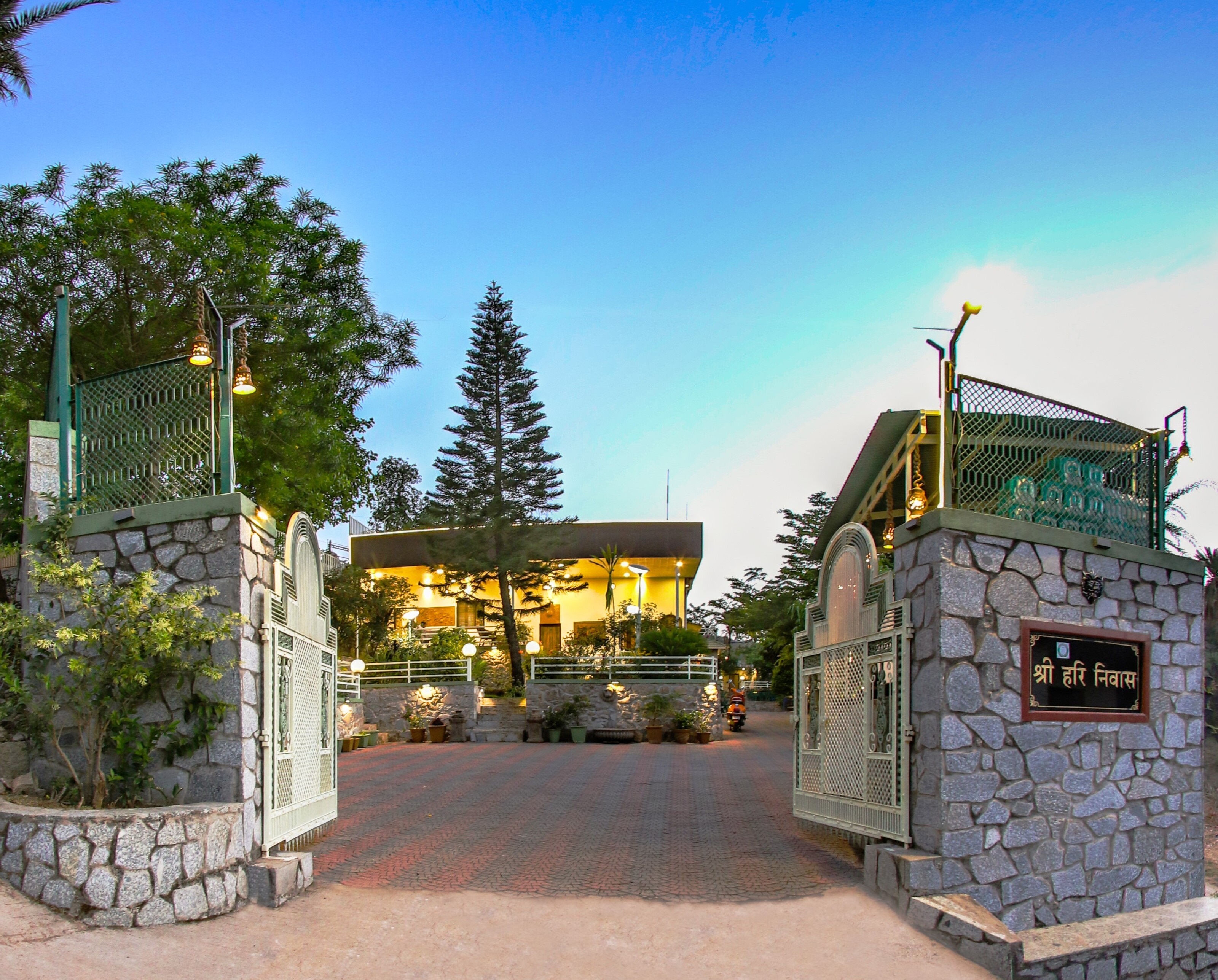 Hari Niwas - A Boutique Garden Resort Mount Abu - Reviews, Photos & Offer