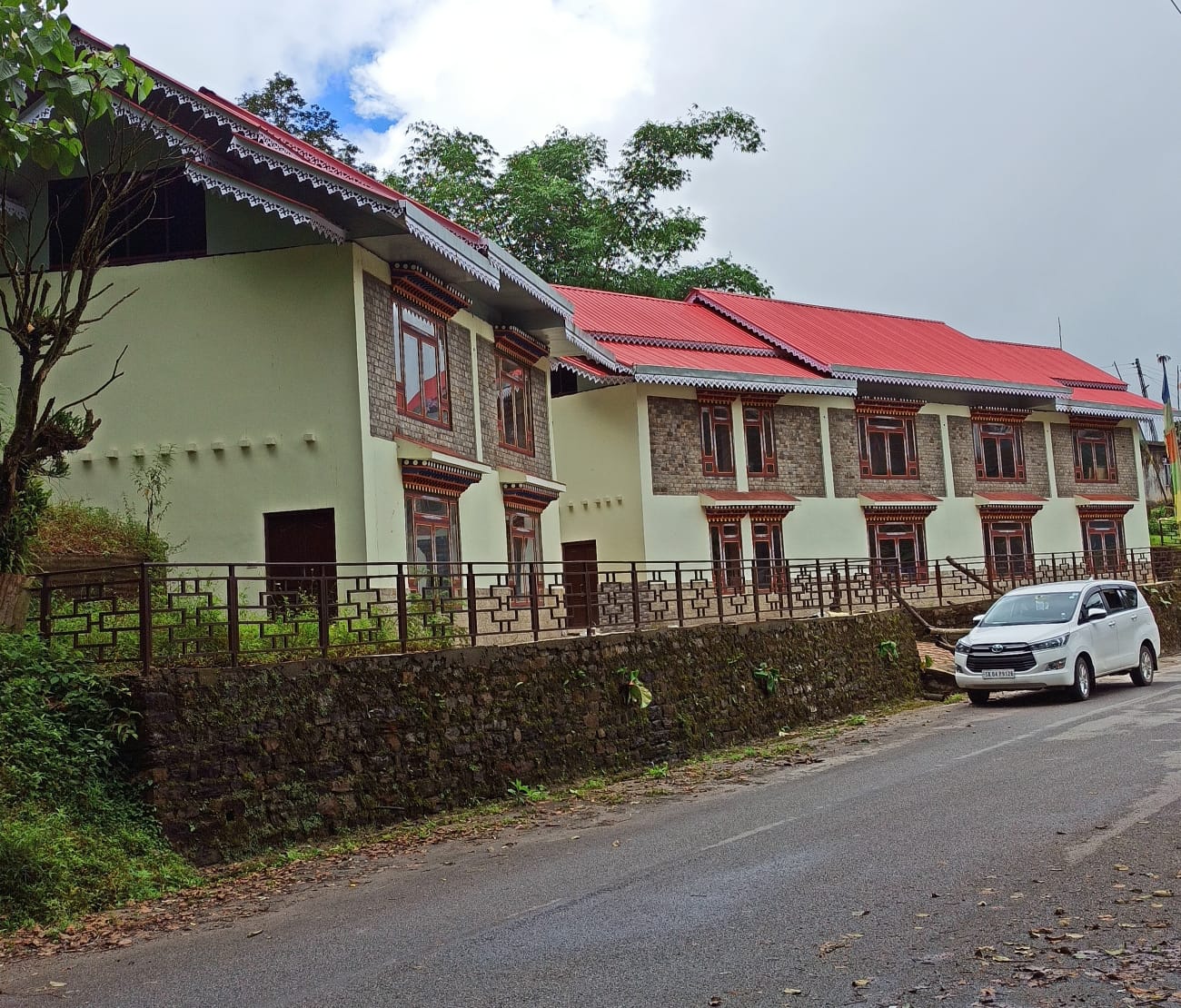 Dechenphu Retreat 𝗕𝗢𝗢𝗞 Yuksom Homestay