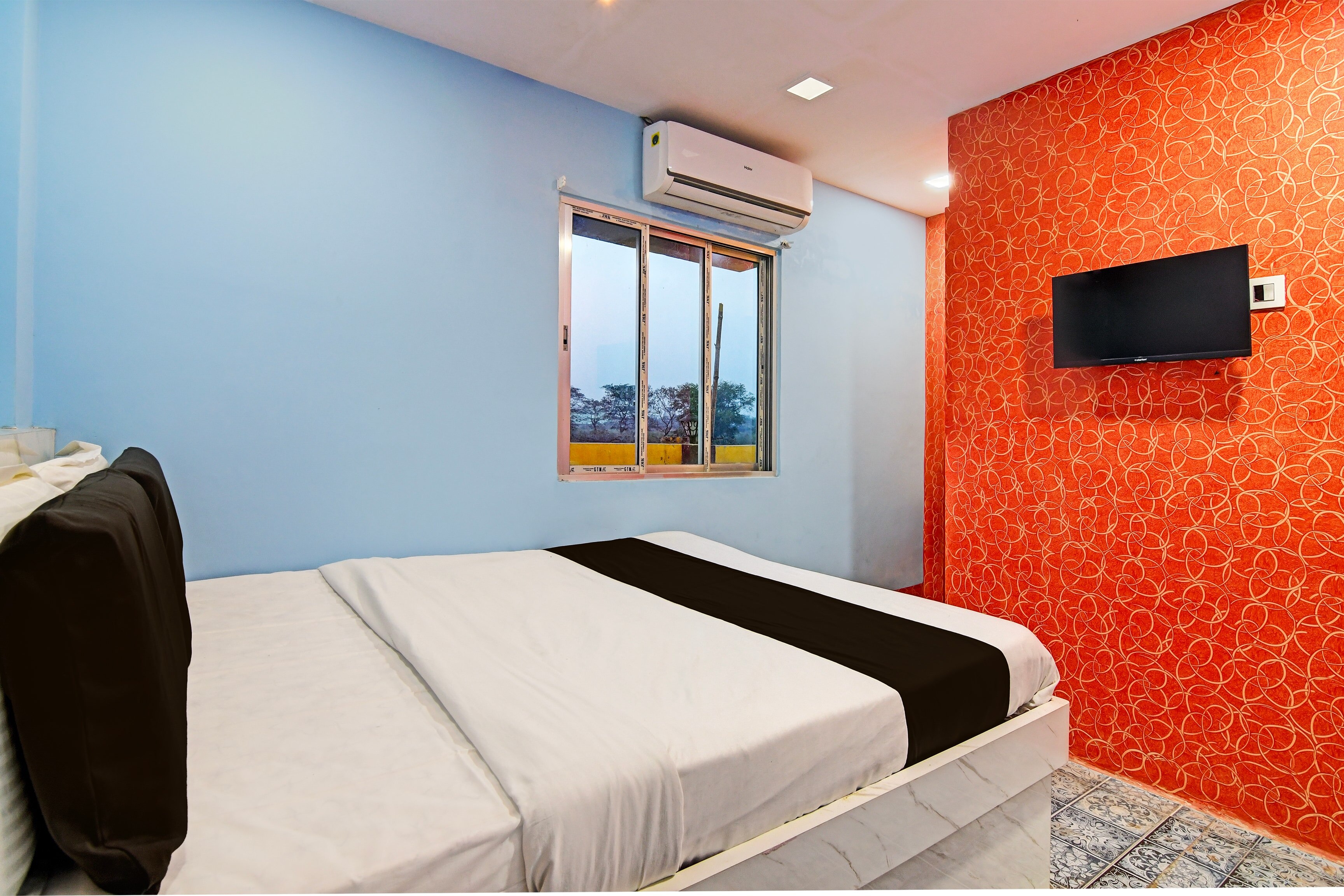 Hotel O Dream Place Dankuni - Reviews, Photos & Offer