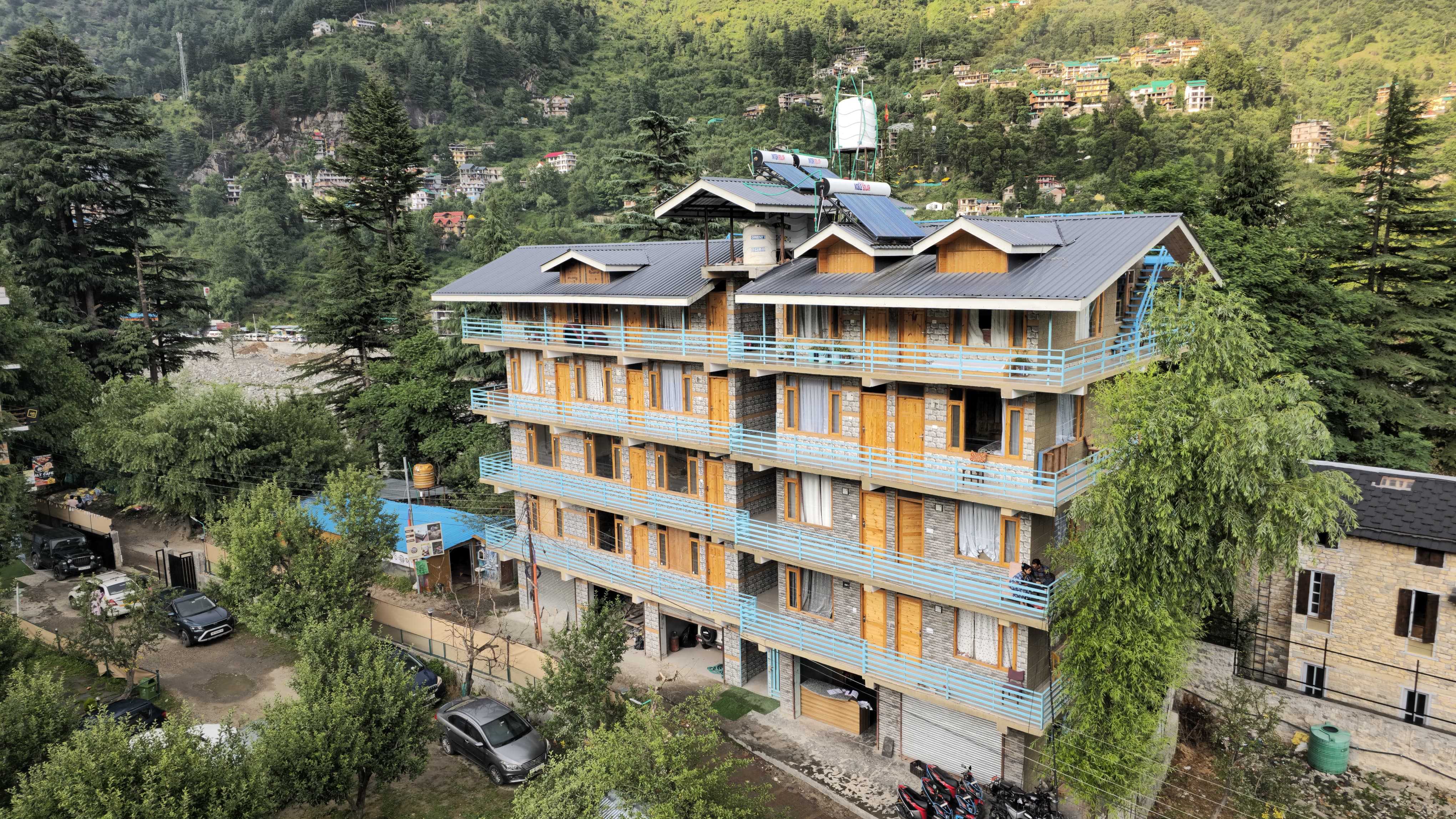 Hotel Old Manali by Himalayan Hotels Manali - Reviews, Photos & Offer