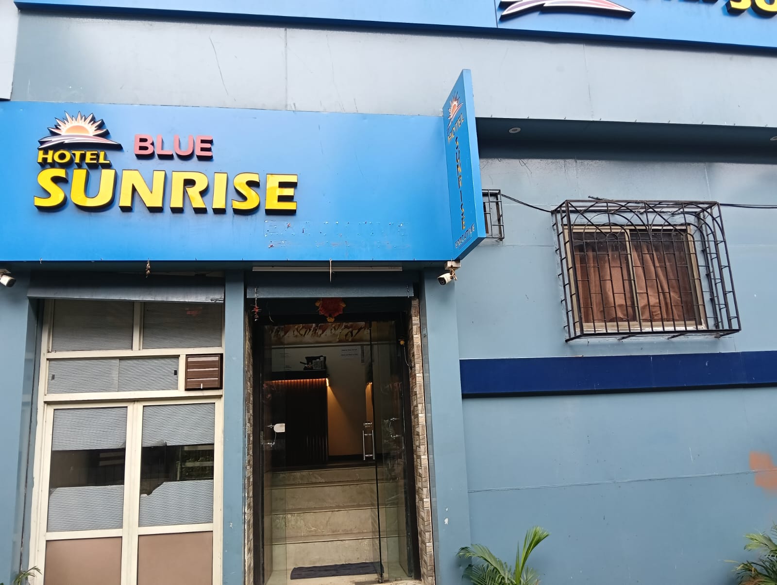 Rooms of Hotel Blue Sunrise - Hotel in Mumbai