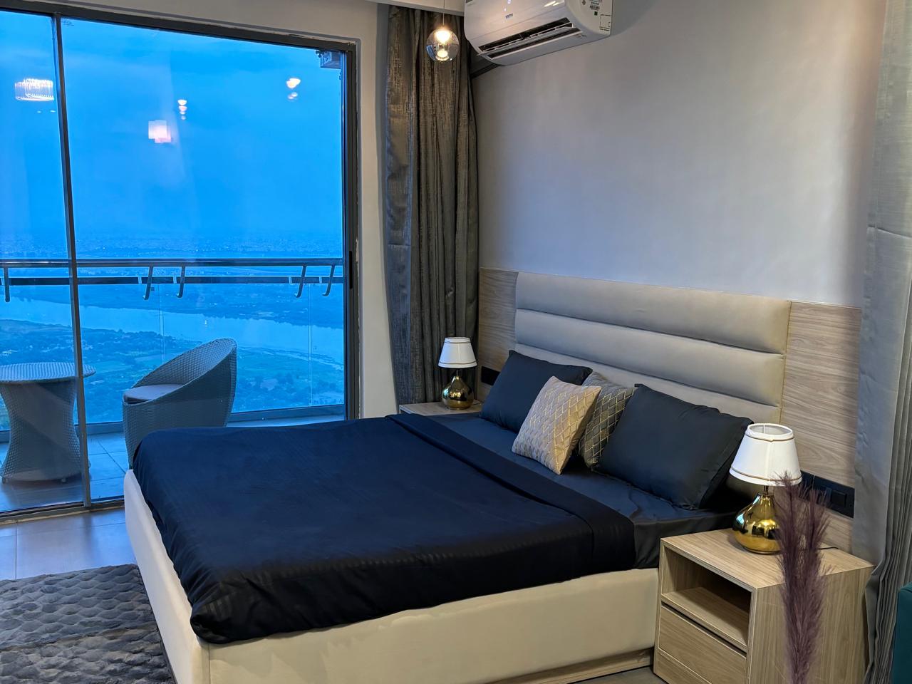 Skyline studios 𝗕𝗢𝗢𝗞 Noida Apartment
