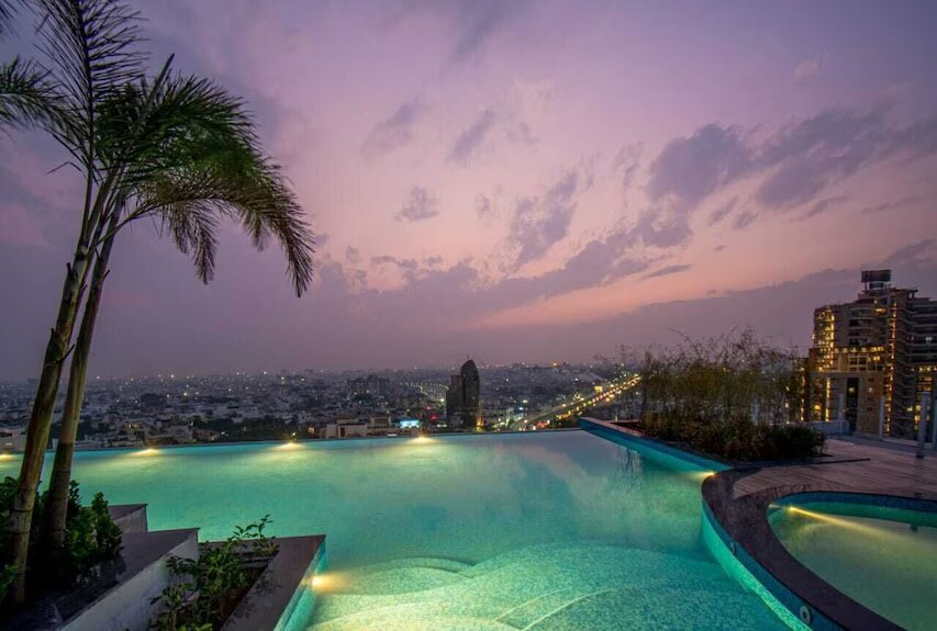 Diona Anukampa Suite with pool 𝗕𝗢𝗢𝗞 Jaipur Homestay