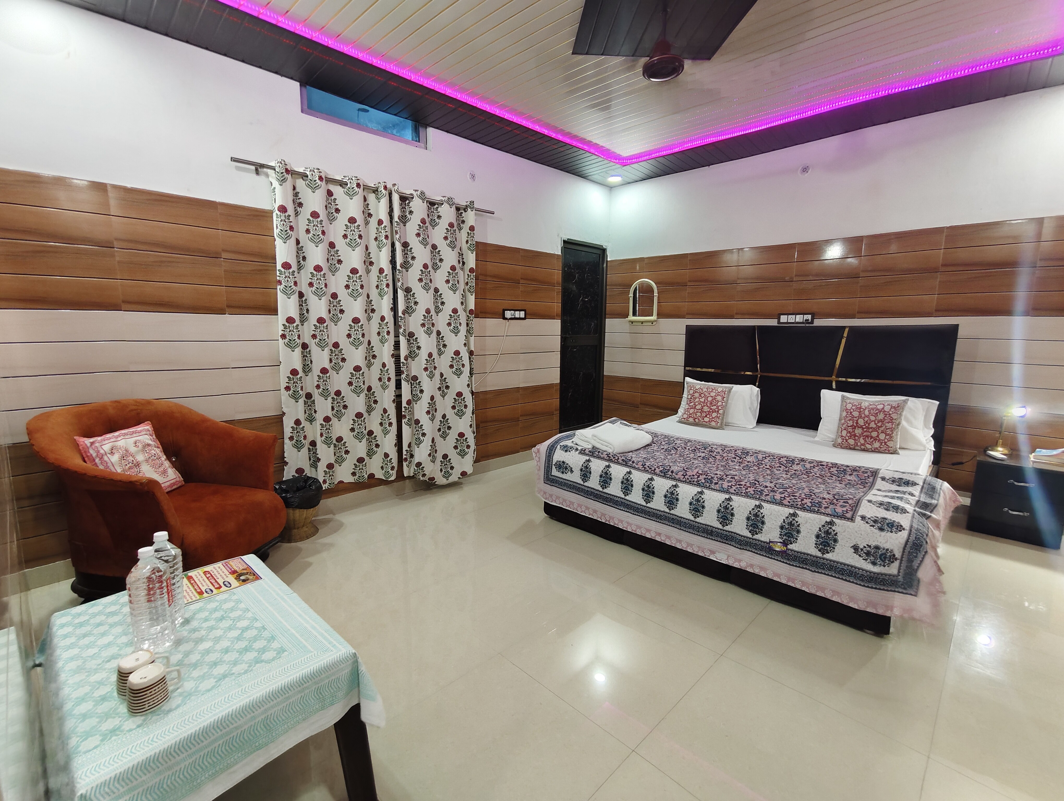 Rooms of Shri jee Homestay - Homestay in Ayodhya