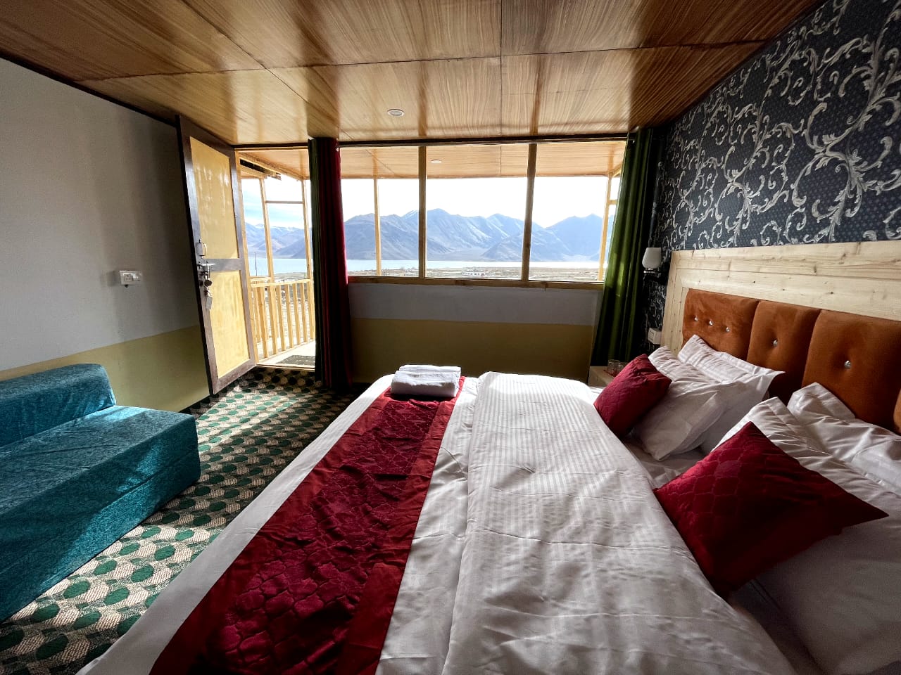 Pangong Ecstasy Huts - Mann Village 𝗕𝗢𝗢𝗞 Pangong Cottage