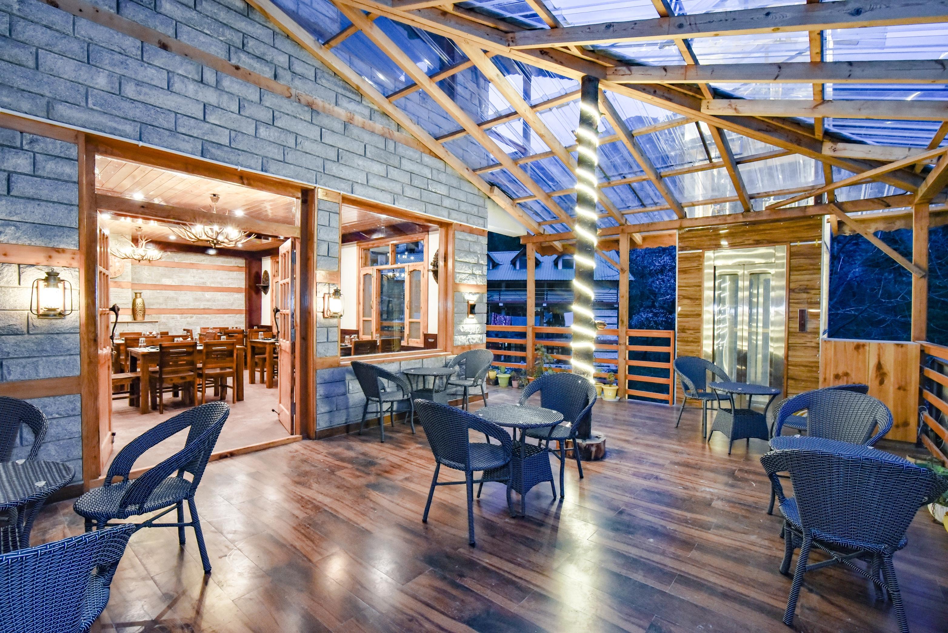 Rooms of Anand Vilas Retreat By THC Hotels - Manali - Hotel in Manali