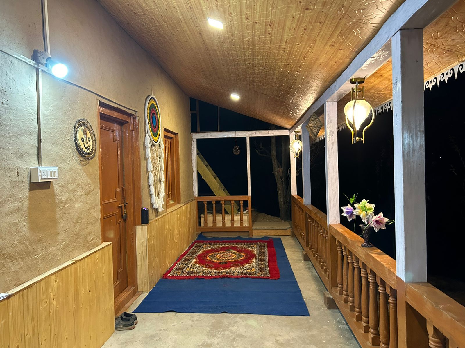 Magic Meadow Homestay And Cafe 𝗕𝗢𝗢𝗞 Sainj Homestay