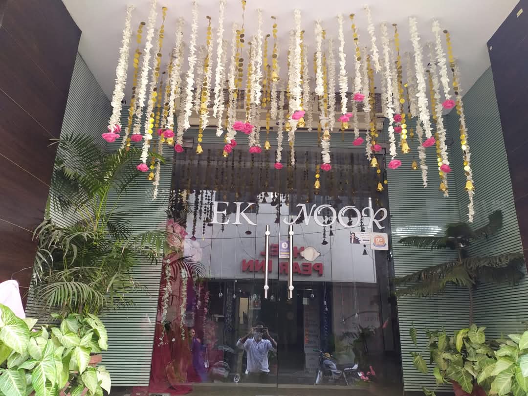 Ram Mandir Hotel Ayodhya 𝗕𝗢𝗢𝗞 Ayodhya Villa