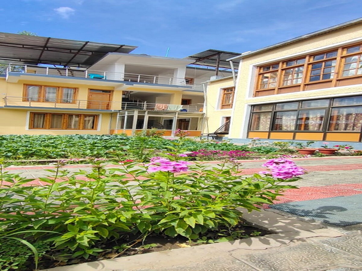 Maqsoom Guest House Leh - Reviews, Photos & Offer