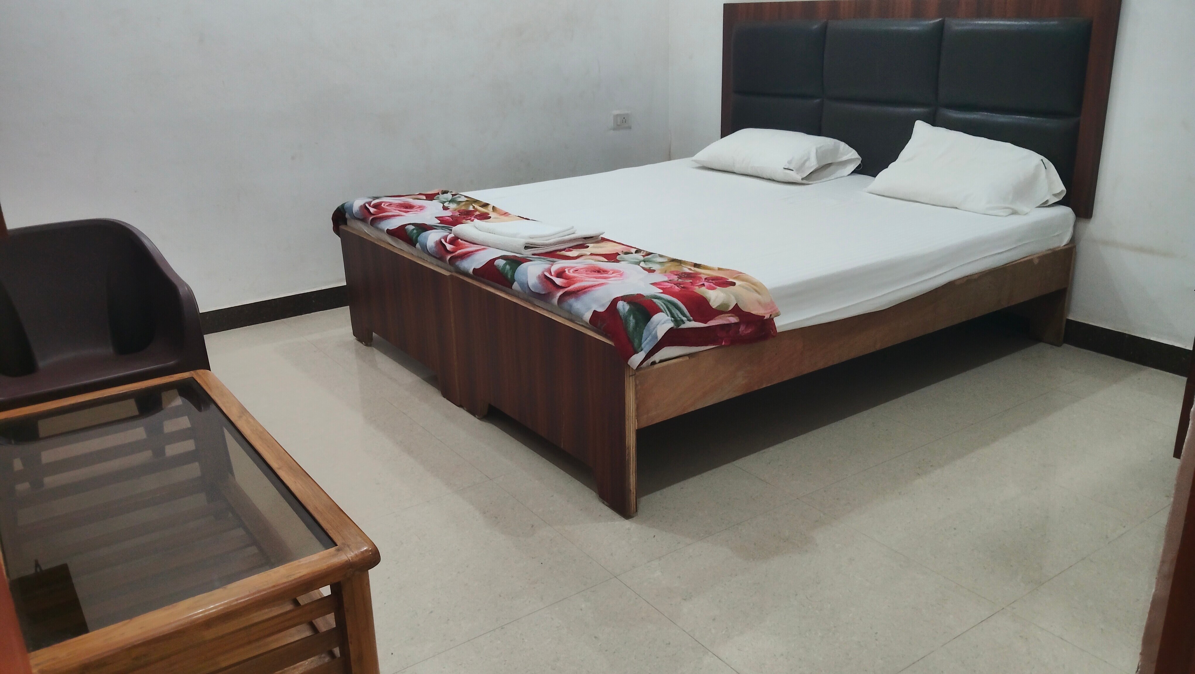 Champaran House 𝗕𝗢𝗢𝗞 Varanasi Apartment