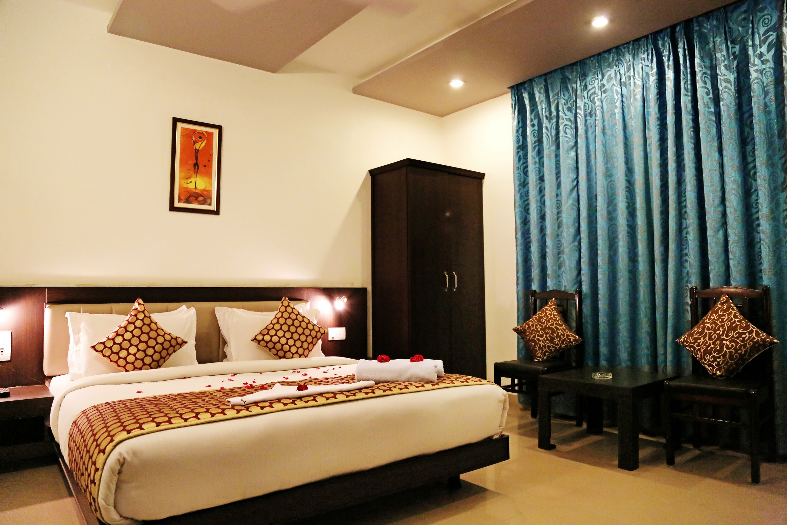 Hotel Raj Vilas Udaipur - INR 237.0 OFF ( ̶1̶3̶9̶9̶ ) Hotel 𝐏𝐡𝐨𝐭𝐨𝐬 ...