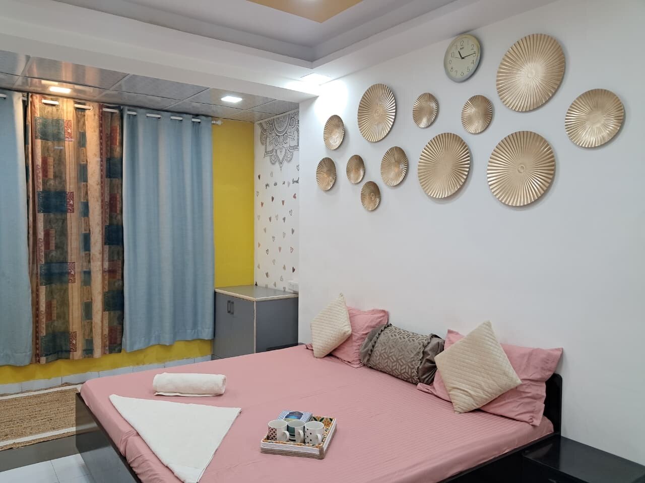 Rooms of Rustic Studios - Homestay in Pune