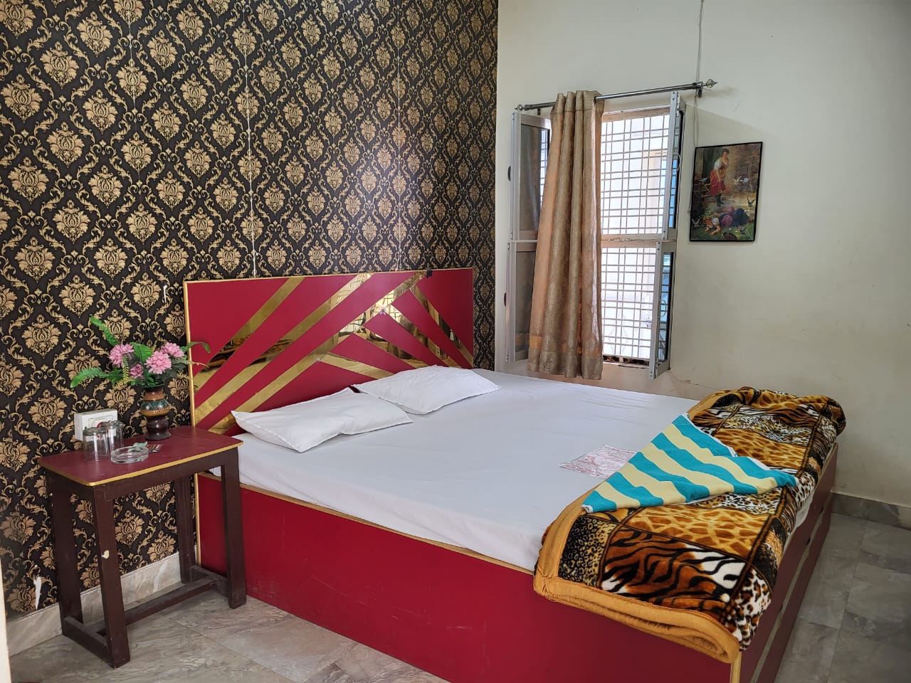 Awadh Kunj Homestay. 𝗕𝗢𝗢𝗞 Ayodhya Homestay