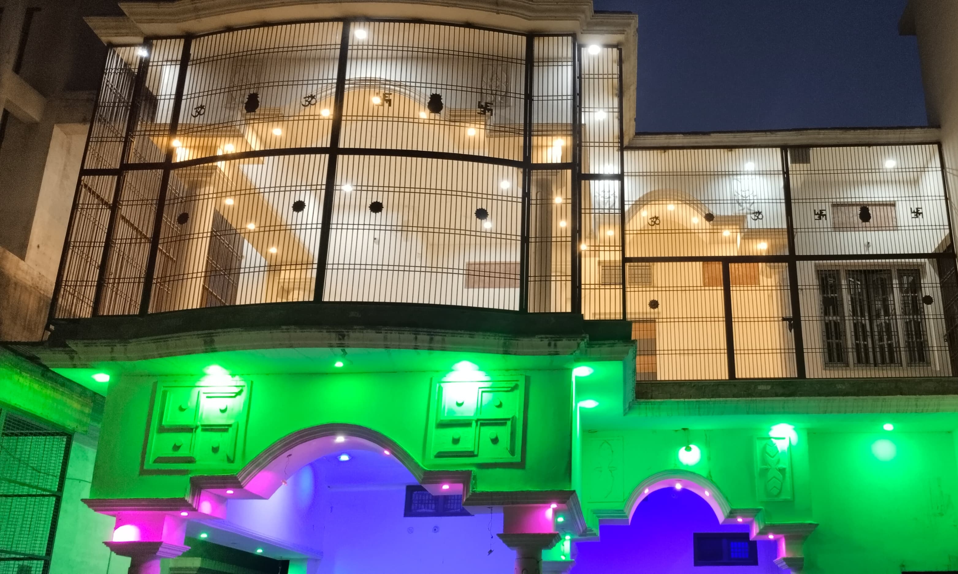 Shri Ram Sharnam Palace Ayodhya - Reviews, Photos & Offer