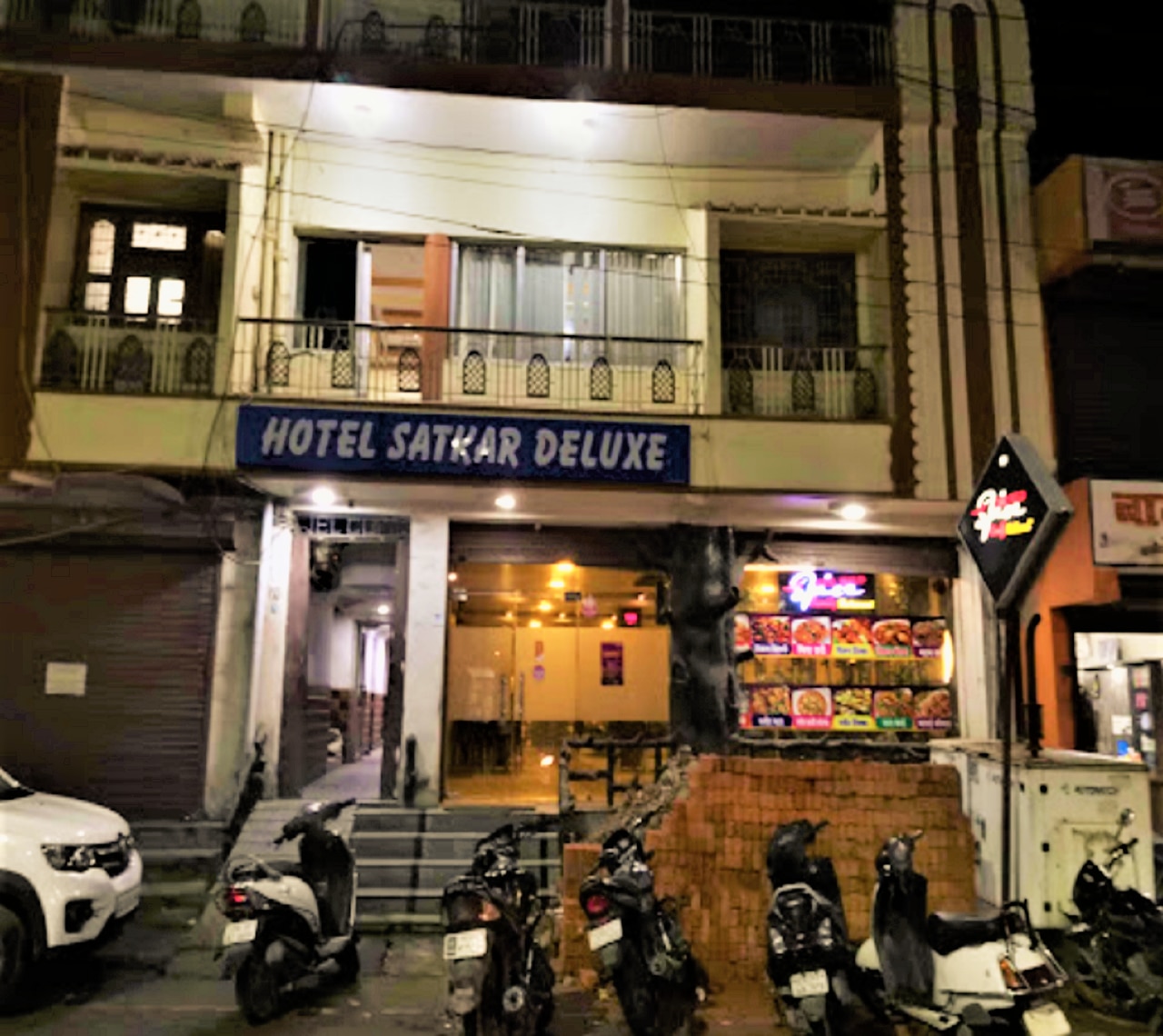 HOTEL SATKAR DELUXE 𝗕𝗢𝗢𝗞 Korba Hotel