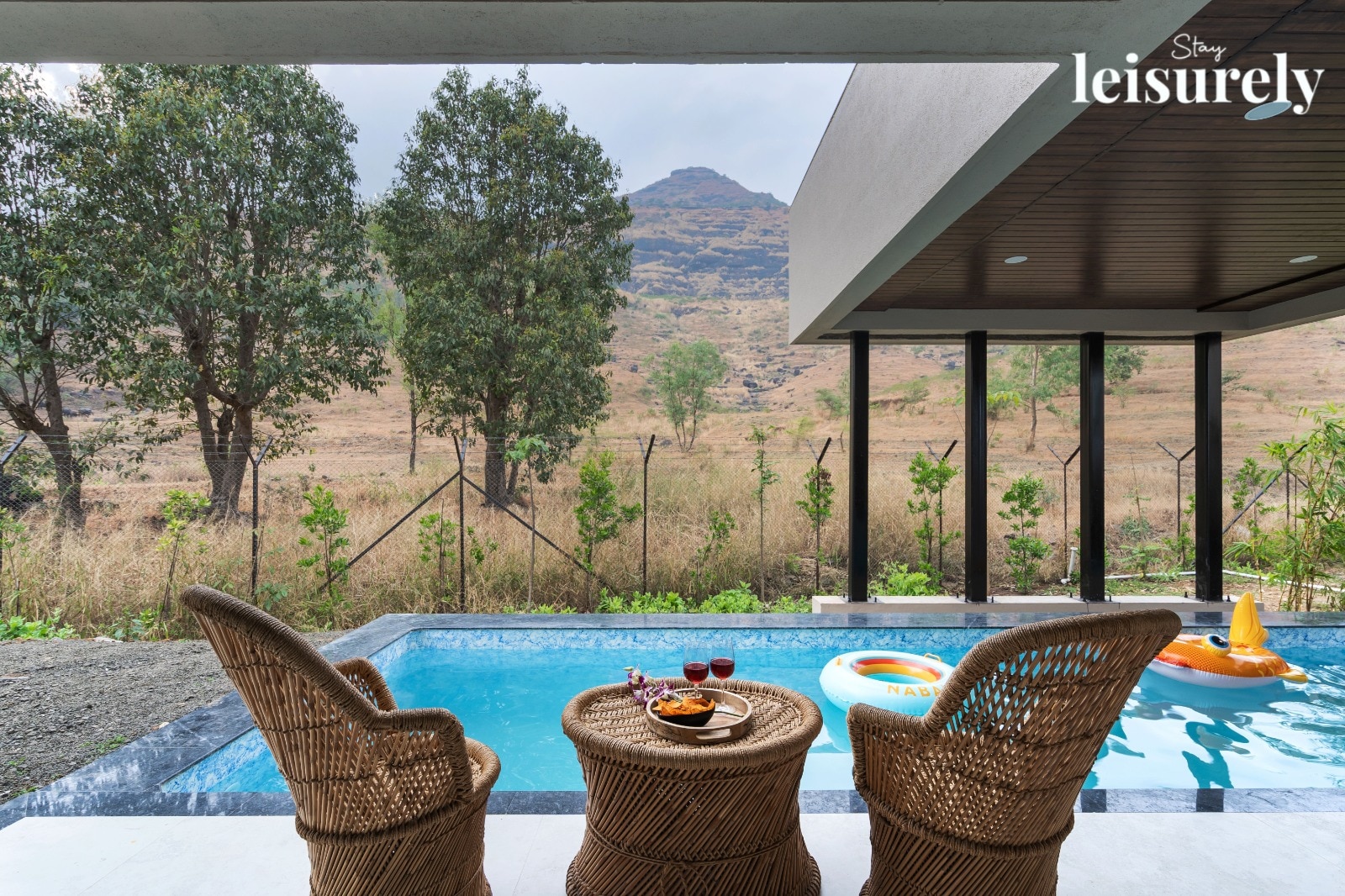Stay Leisurely Timber 2BHK, Igatpuri 𝗕𝗢𝗢𝗞 Igatpuri Villa