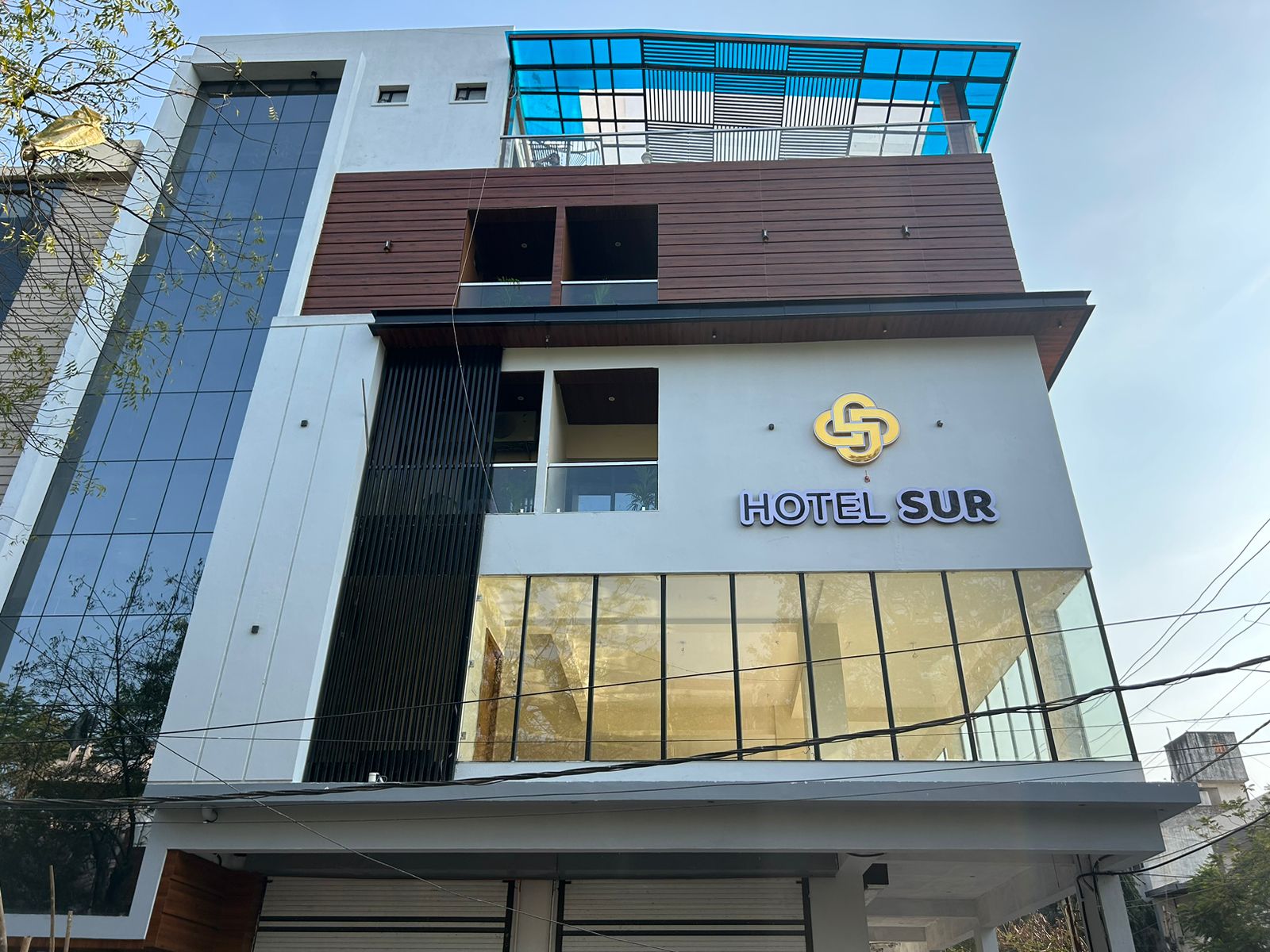 Suraj Sharma Hotel
