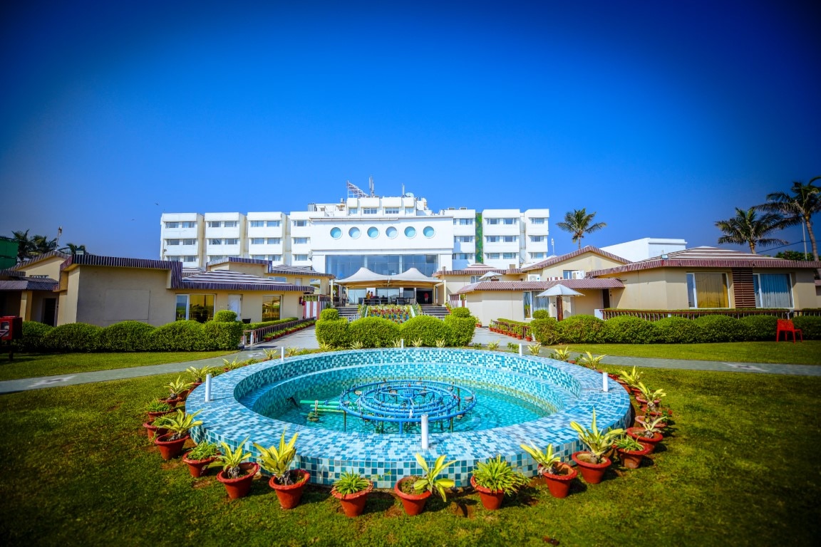 Hotel Holiday Resort 𝗕𝗢𝗢𝗞 Puri Hotel
