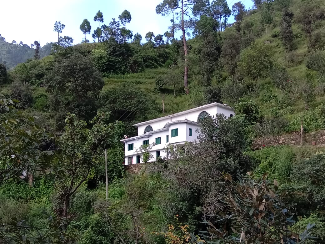 ARYAN HOME STAY 𝗕𝗢𝗢𝗞 Mukteshwar Homestay