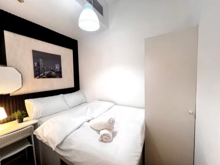 Dual Partition Room In Tecom Near Metro 𝗕𝗢𝗢𝗞 Dubai Hostel 𝘄𝗶𝘁𝗵 𝗙𝗥𝗘𝗘 ...
