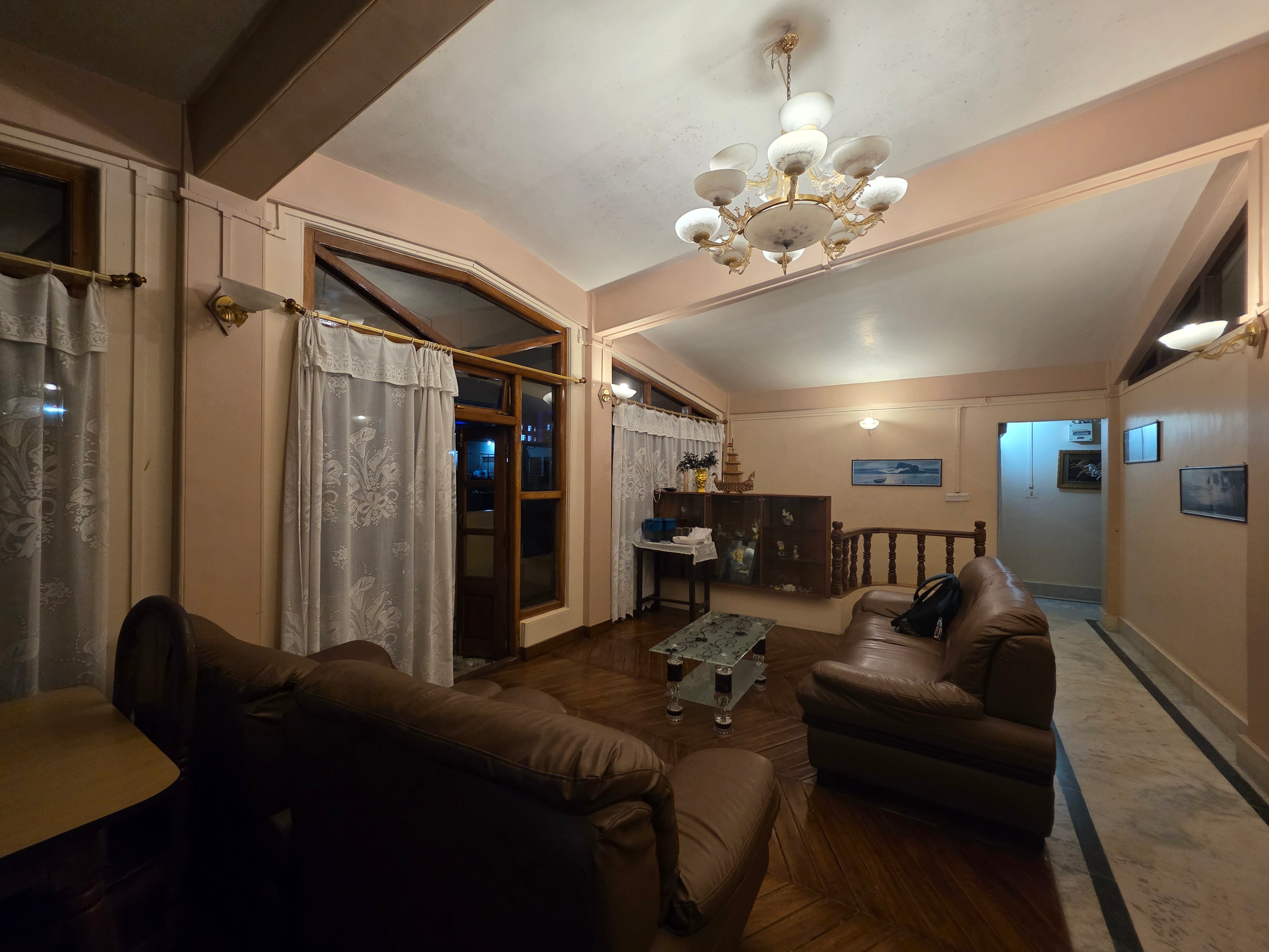 Serene Homes 𝗕𝗢𝗢𝗞 Shillong Homestay