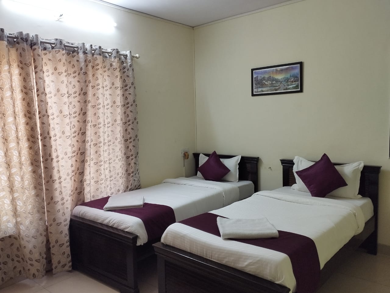 Zenith Shared Apartments in 3BHK Bandra 𝗕𝗢𝗢𝗞 Mumbai Apartment