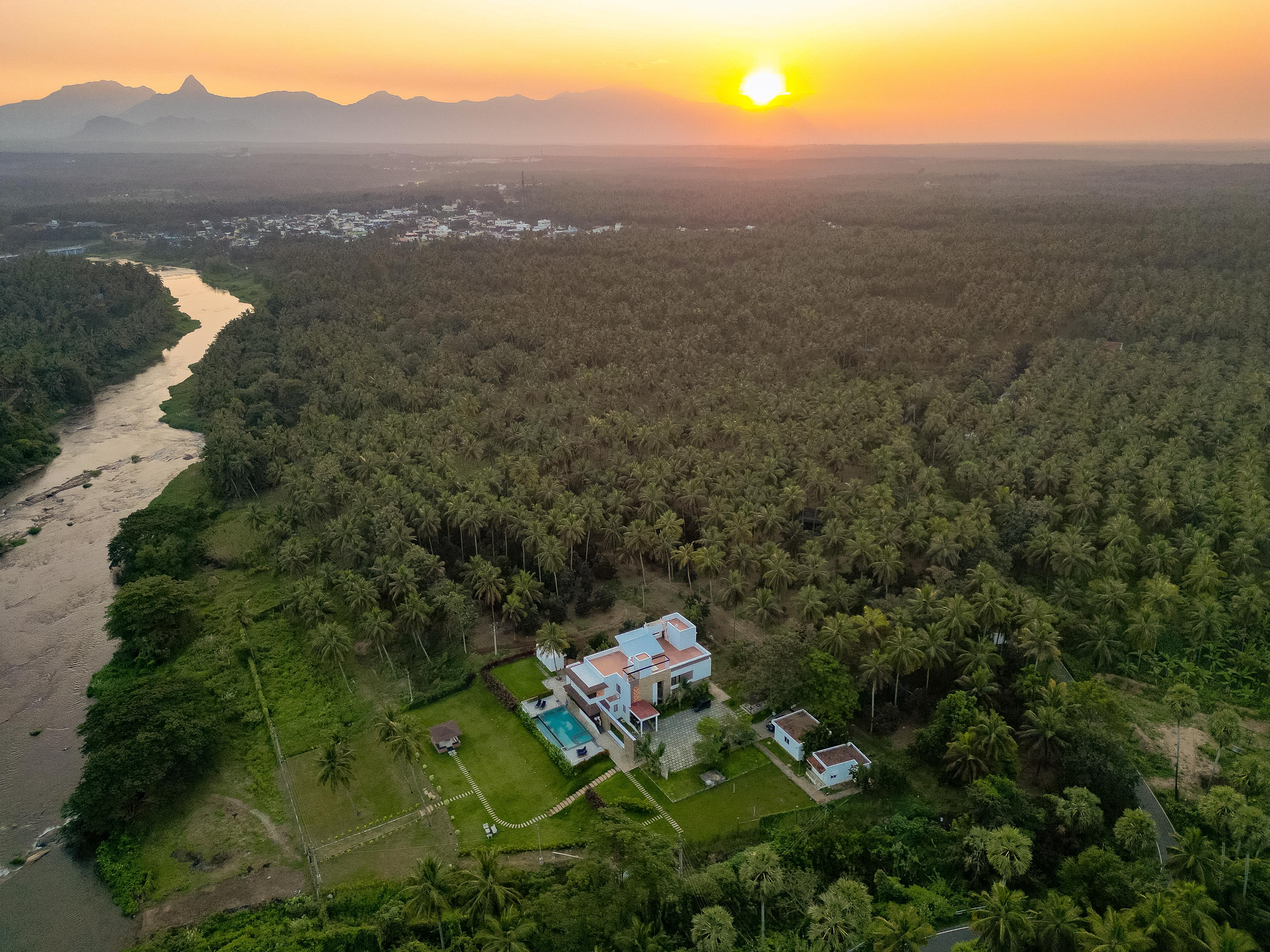 Pollachi Riverhouse - A CGH Earth Saha experience 𝗕𝗢𝗢𝗞 Pollachi Villa