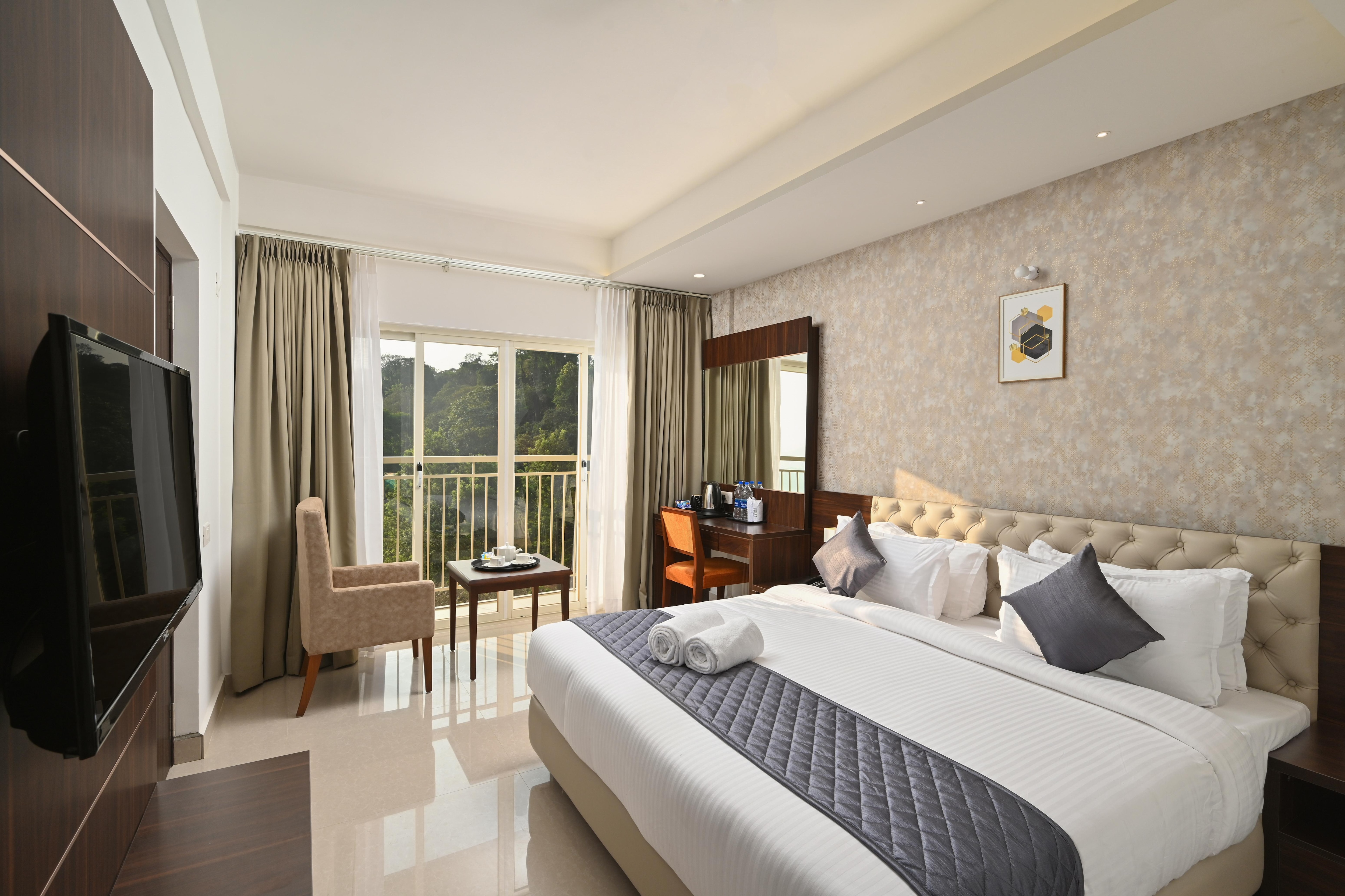 Golden Munnar Palace By Hawk Hospitality Munnar - Reviews, Photos & Offer