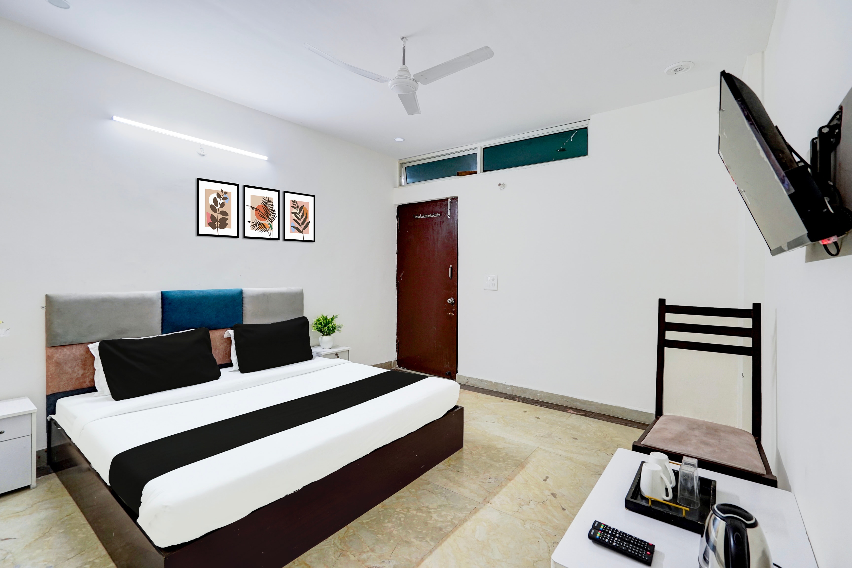 Super Hotel O Ashoka Inn Hotel Near Botanical Garden 𝗕𝗢𝗢𝗞 Noida Hotel