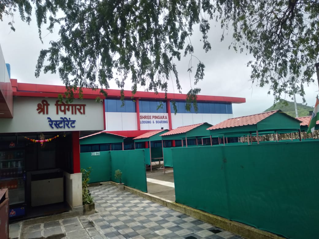 Rooms of Hotel Shree Pingara - Hotel in Thane