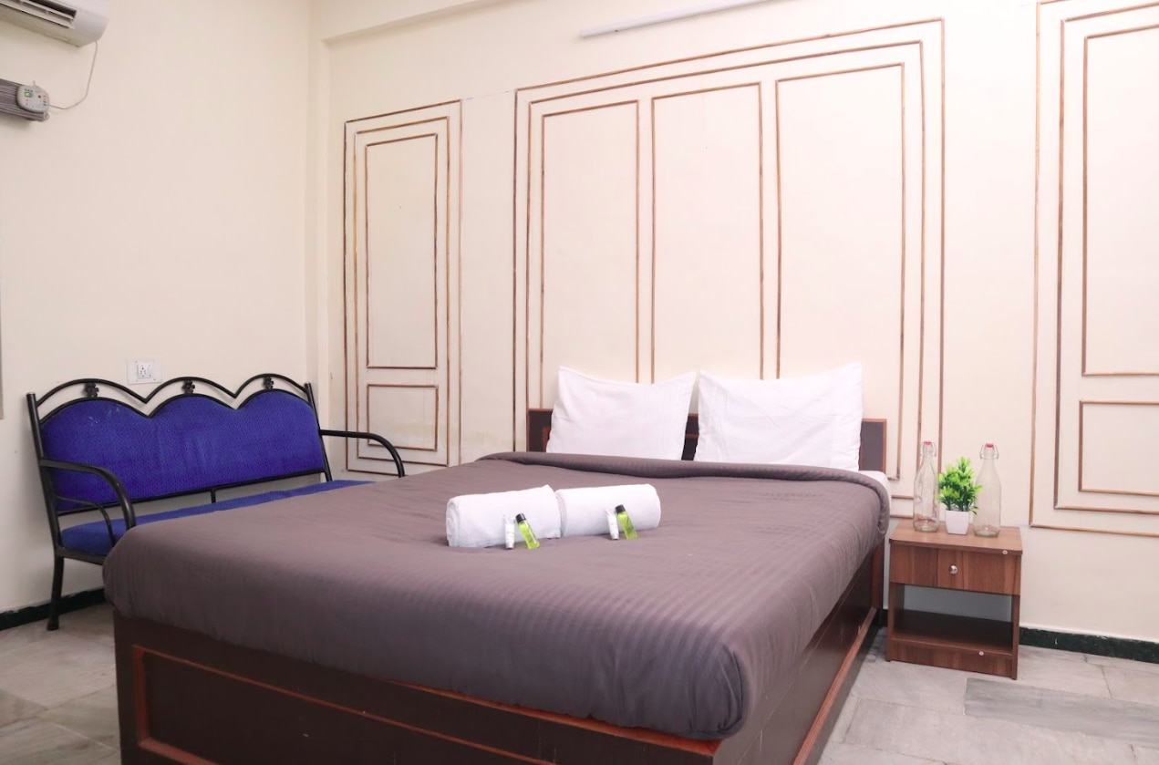 Z Express Pulse Hotel Coimbatore - Reviews, Photos & Offer