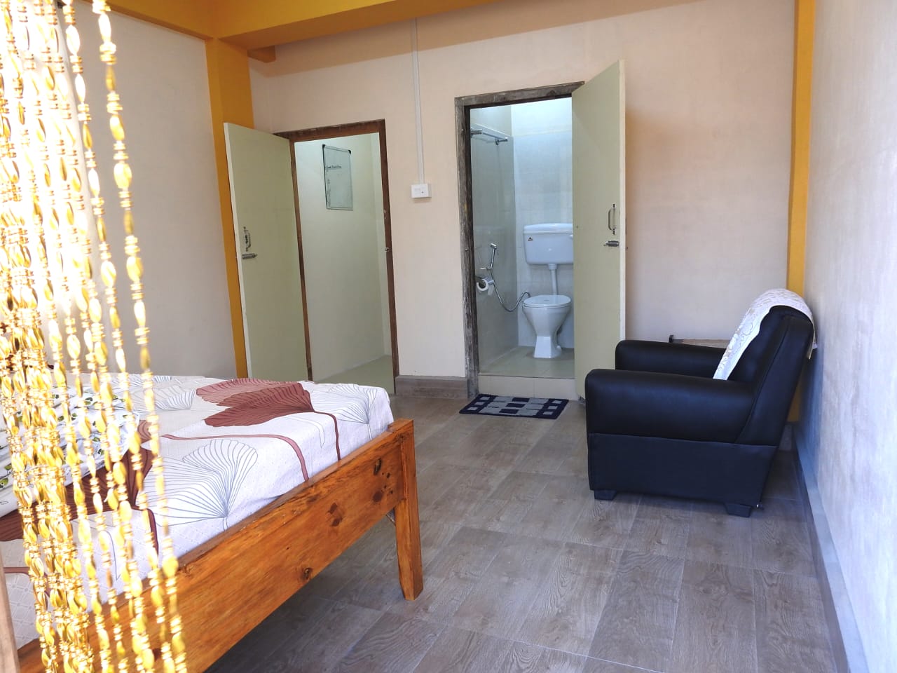 Mebin Homestay | Room by Room 𝗕𝗢𝗢𝗞 Cherrapunji Homestay