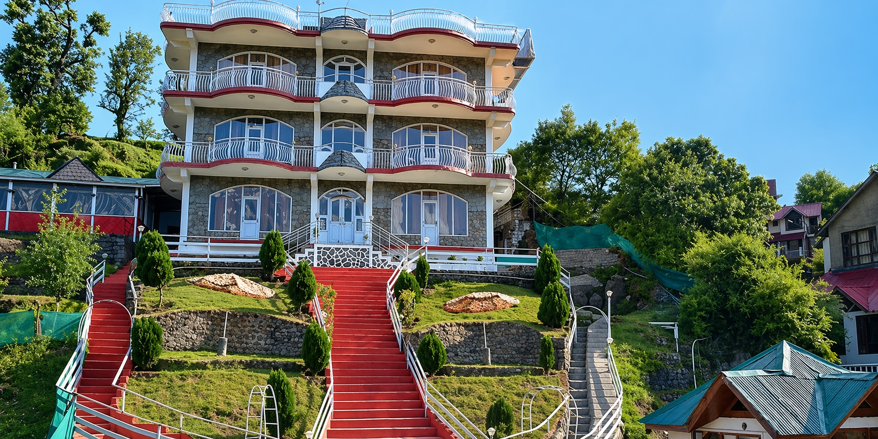 Hotel Victoriya Palace 𝗕𝗢𝗢𝗞 Dharamshala Hotel