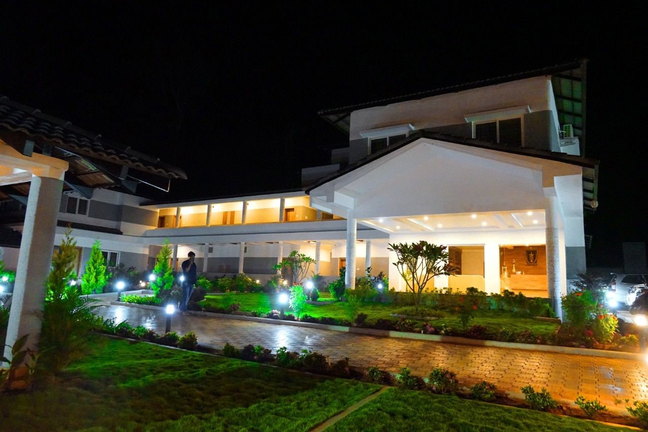 Dev's Resort 𝗕𝗢𝗢𝗞 Coorg Resort