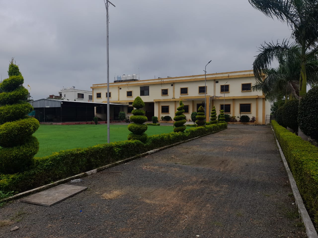 Krishnakanta Garden 𝗕𝗢𝗢𝗞 Pipariya Hotel