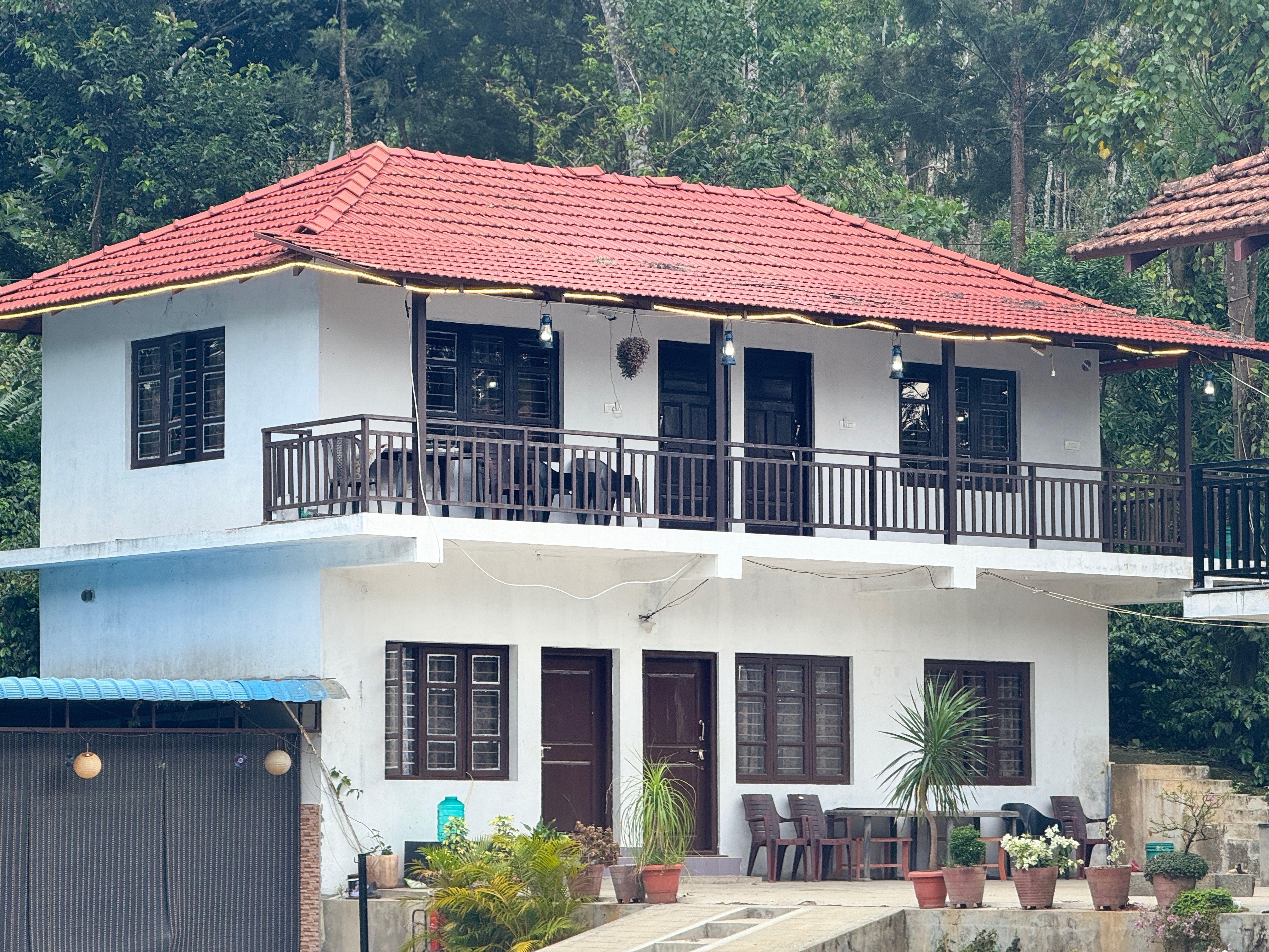 Black Hill Homestay Hedadalu 𝗕𝗢𝗢𝗞 Chikmagalur Homestay
