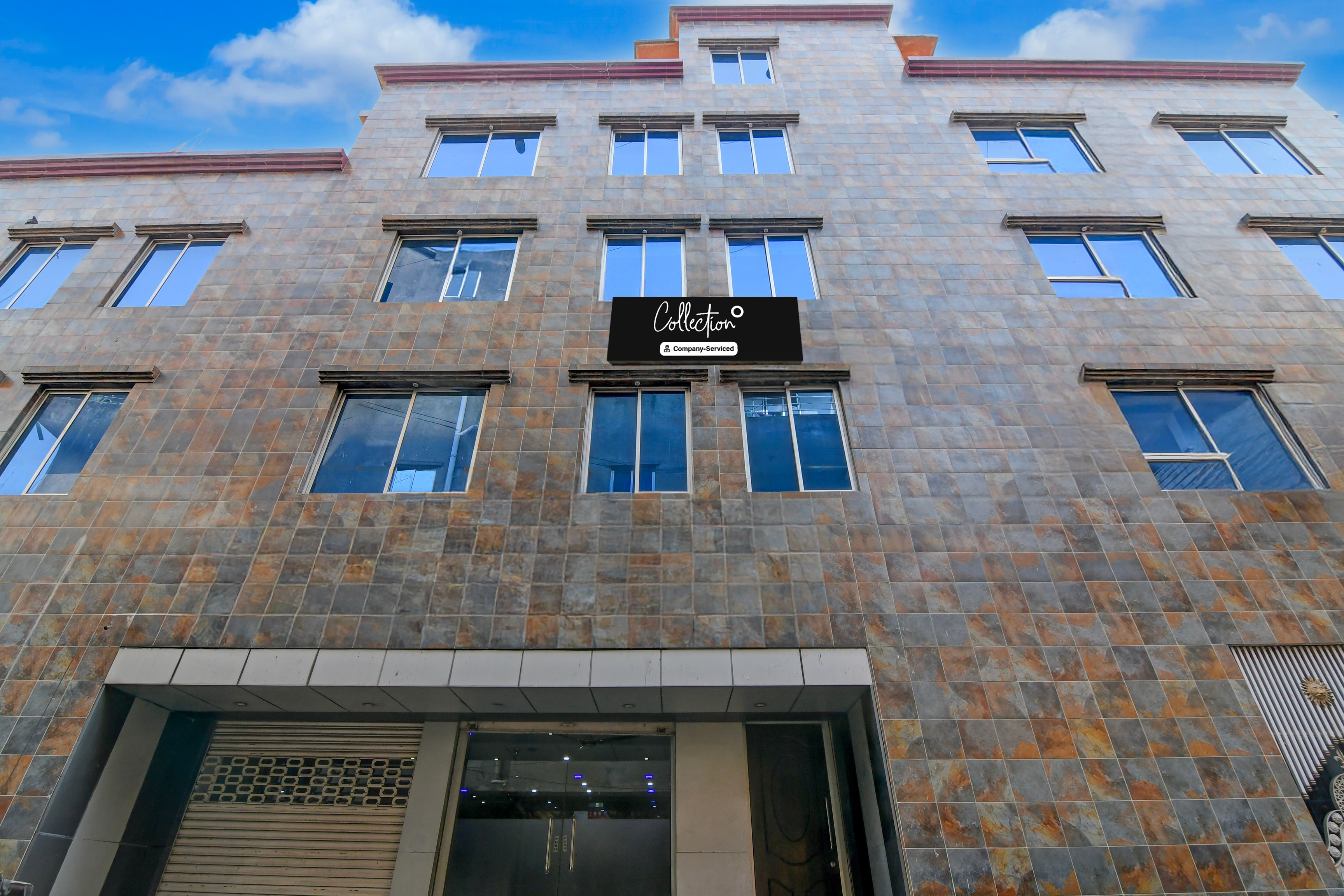 Super Collection O Sakchi Crossway Formerly Shree Palace 𝗕𝗢𝗢𝗞 ...