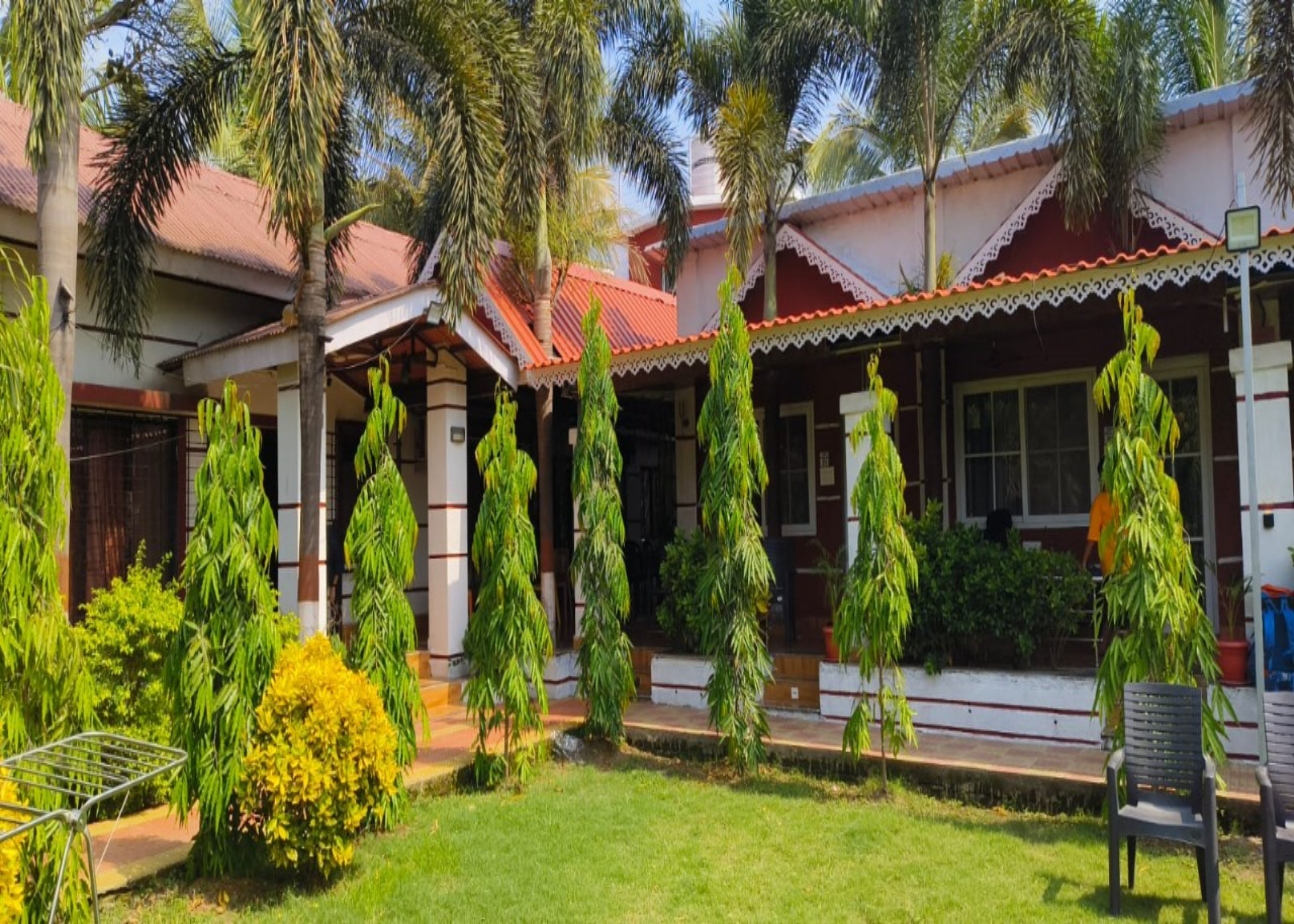 Madhuson Palms 𝗕𝗢𝗢𝗞 Karjat Homestay