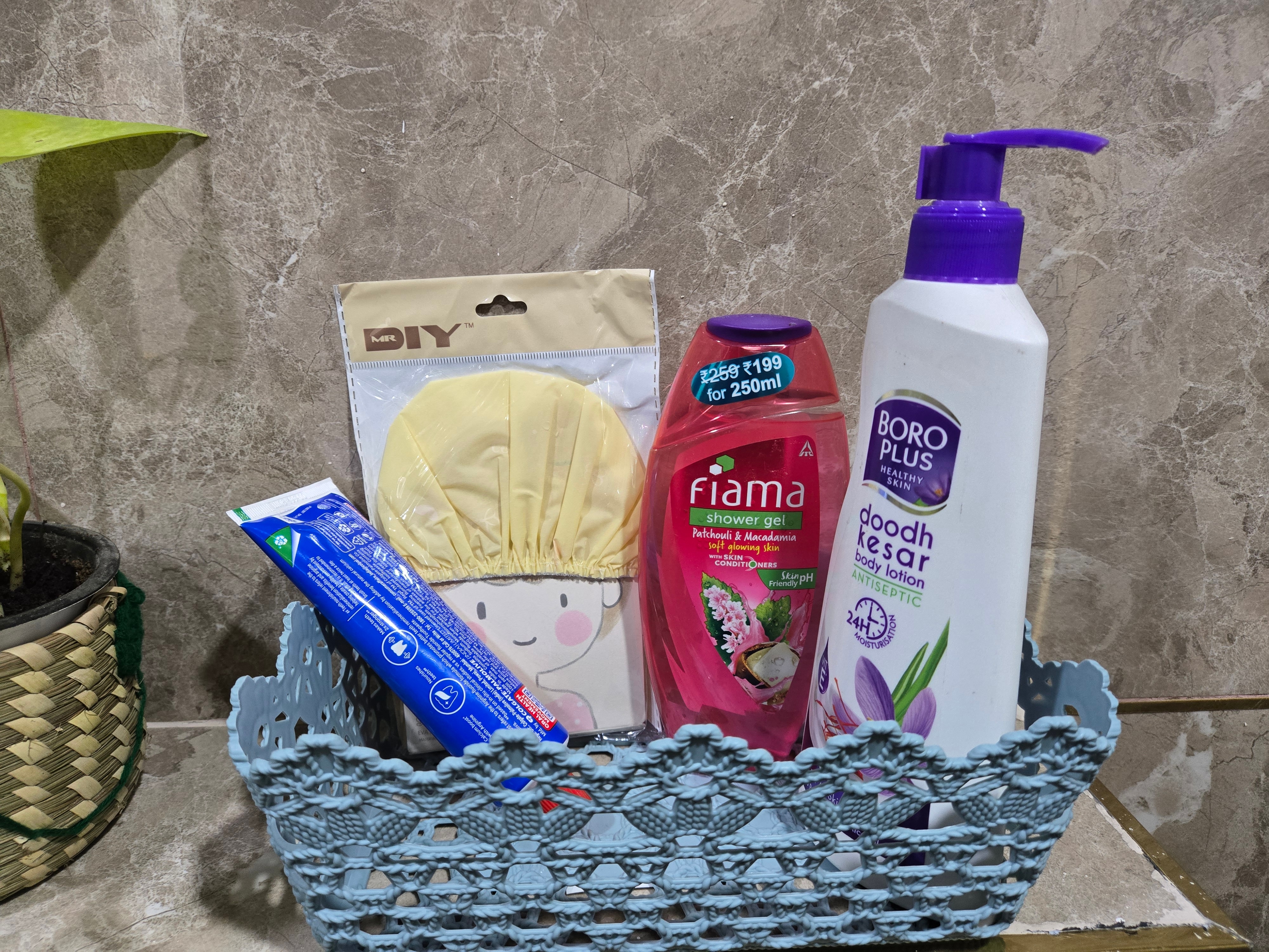 SEA BREEZE 1BHK w Balcony 23rd Floor Gurugram 106 Apartment Gurgaon ...