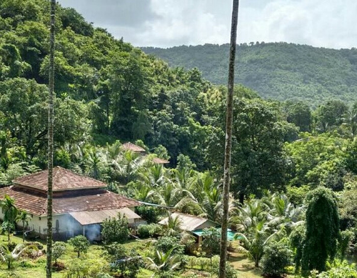 Aadital homestays 𝗕𝗢𝗢𝗞 Guhagar Homestay