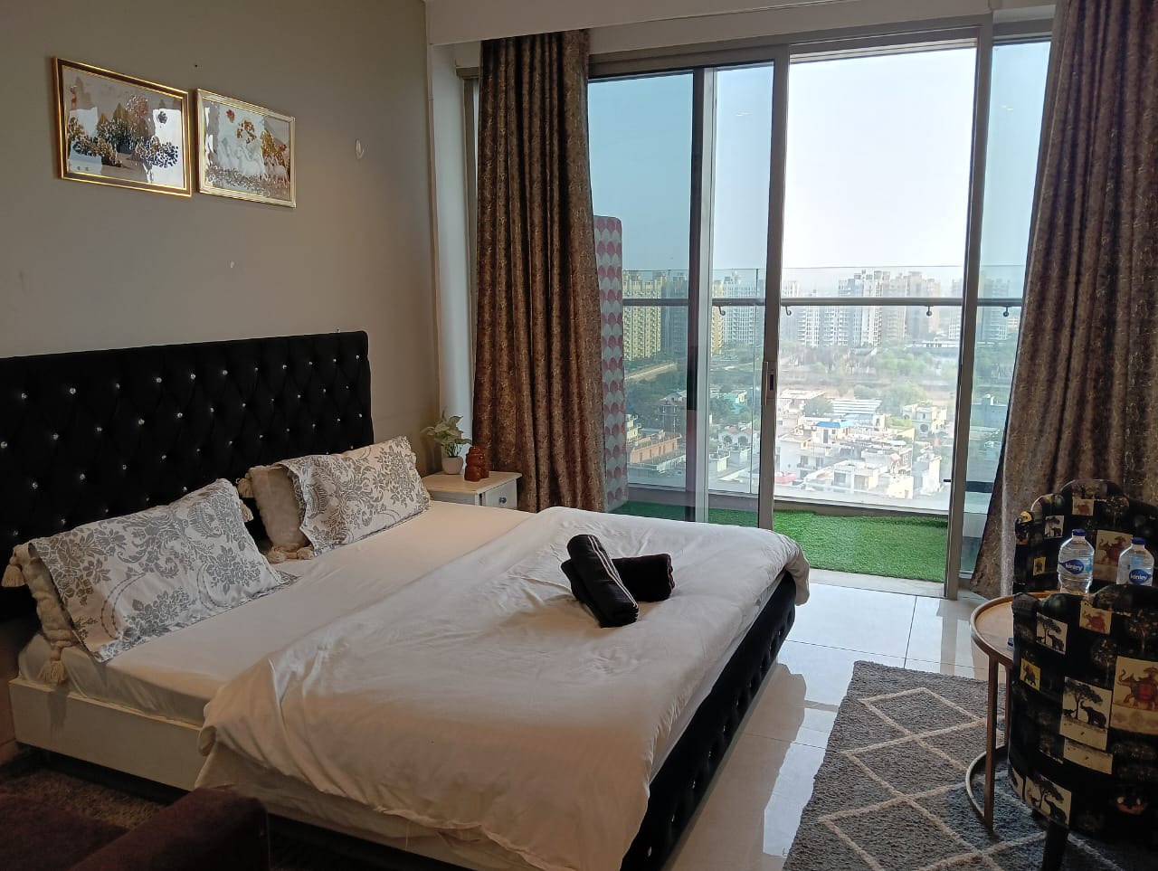High Rise Apartment 𝗕𝗢𝗢𝗞 Gurgaon Apartment