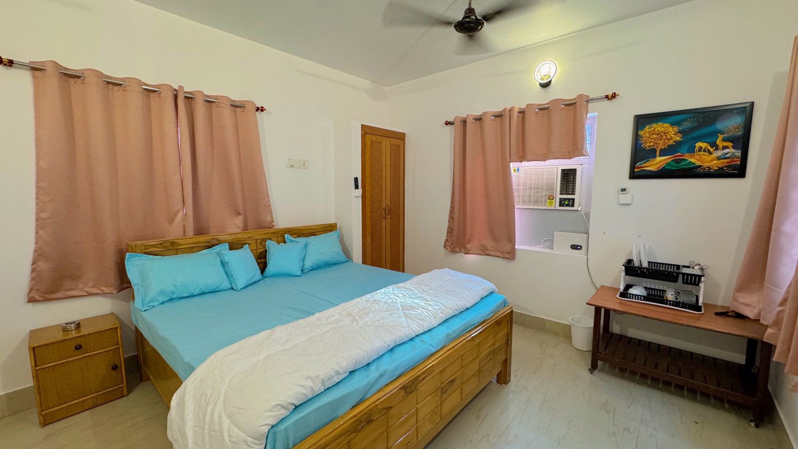 Luxury Suite: Washroom and Terrace By Atiti Homes 𝗕𝗢𝗢𝗞 Patna Homestay