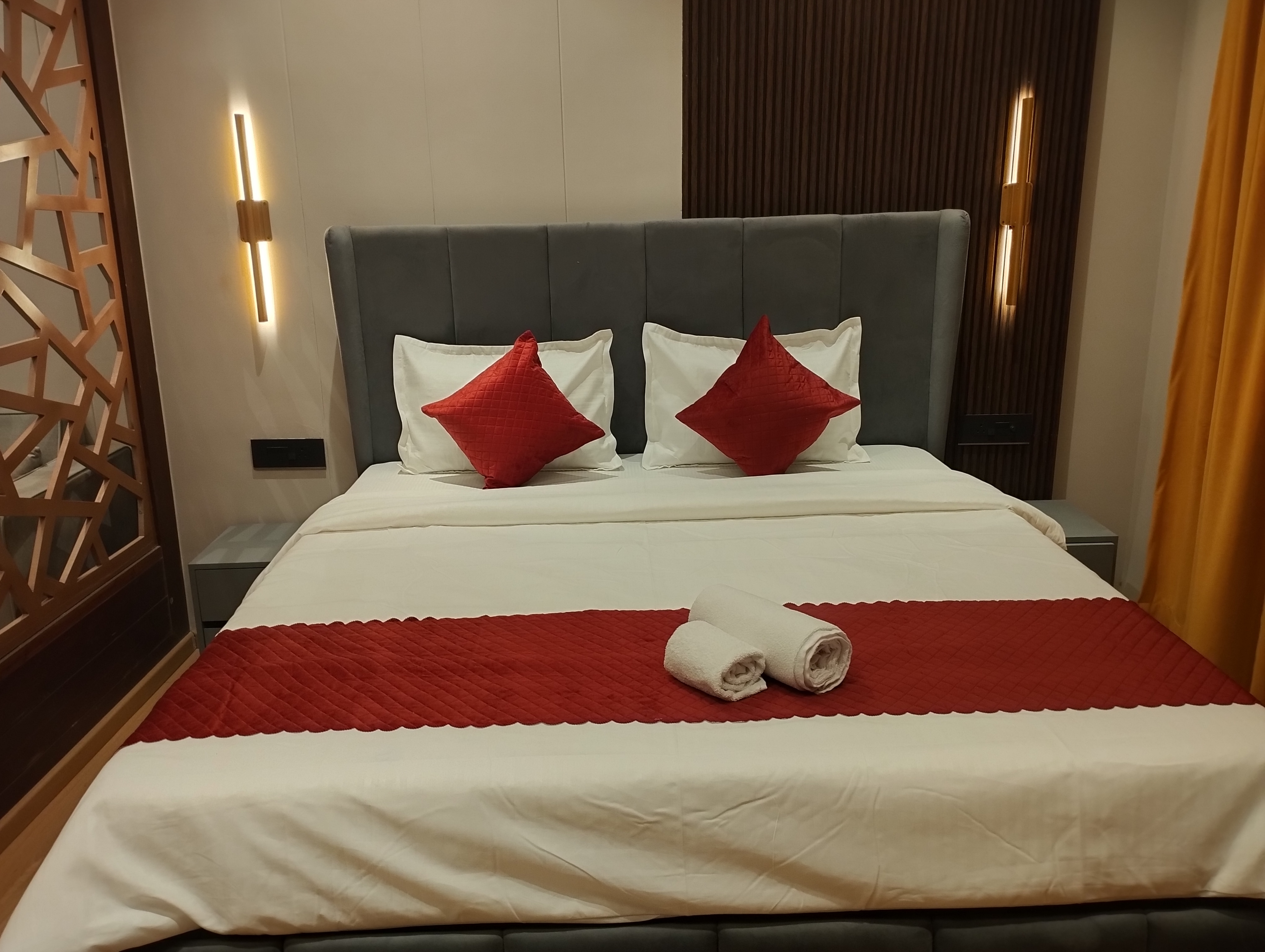 Loft Studios Homestay Greater Noida - Reviews, Photos & Offer