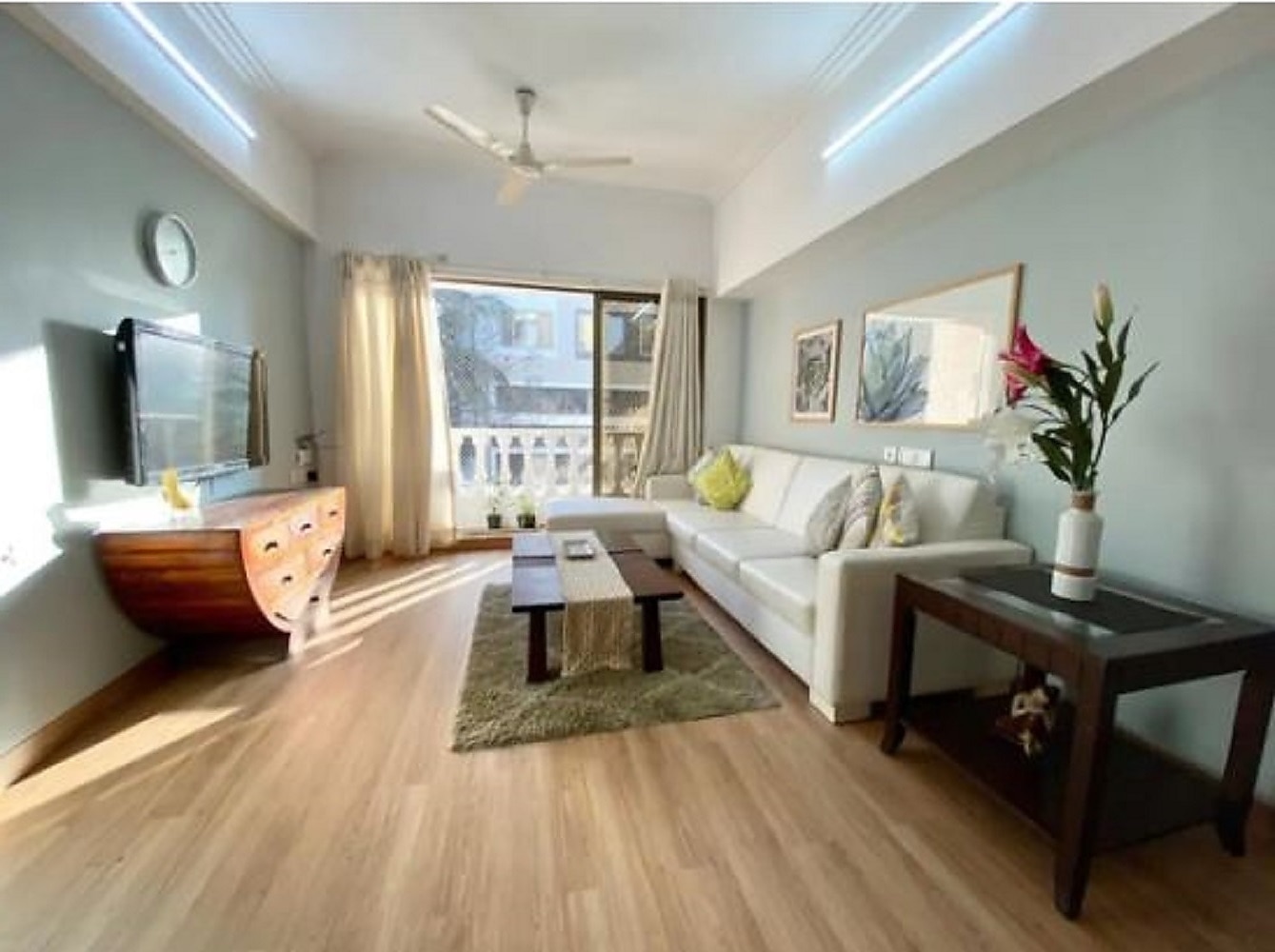 Amenities of Little Hut 301 Rooms on 27th road Khar West by Connekt Homes