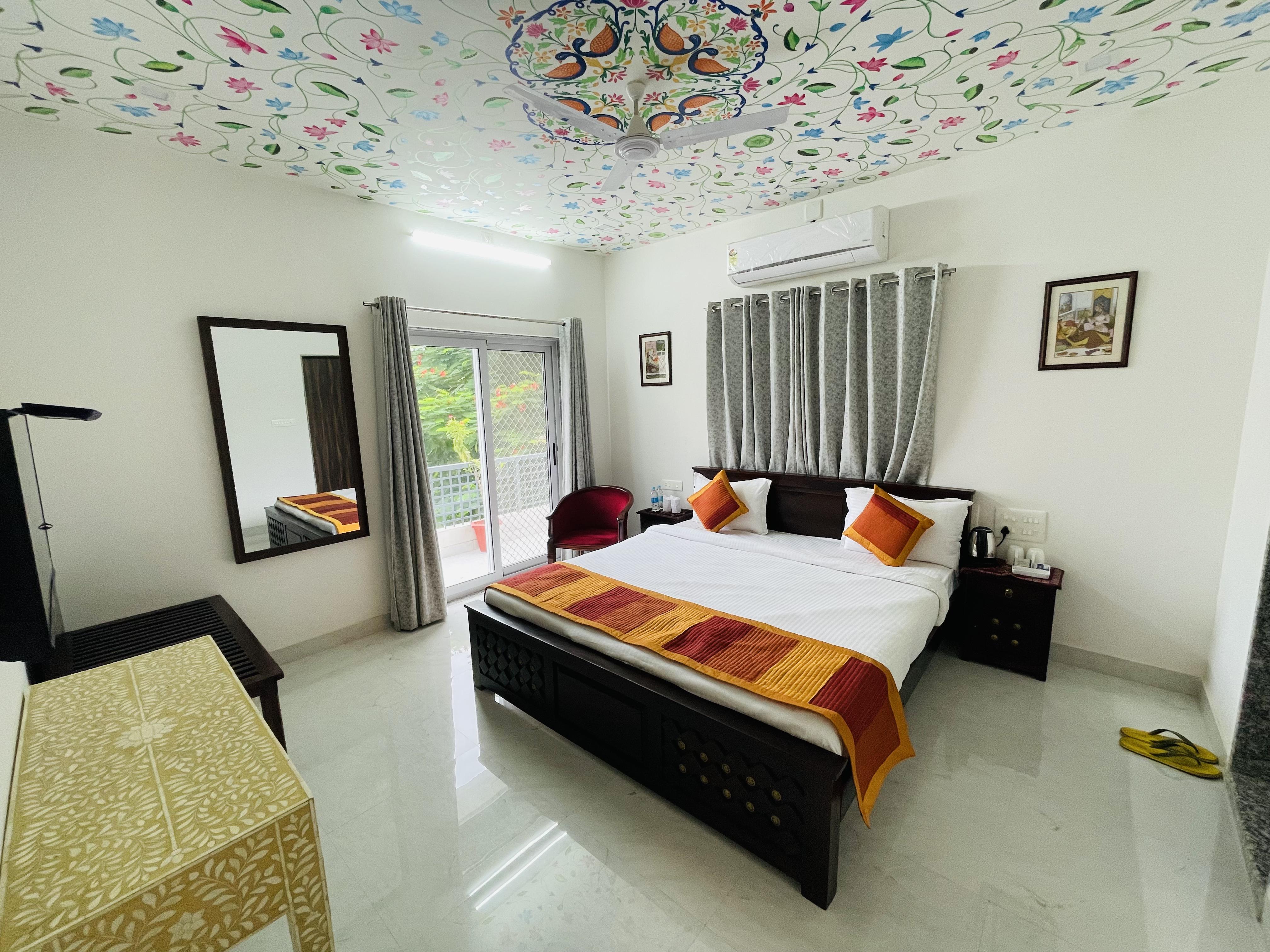 Krishna Kottage 𝗕𝗢𝗢𝗞 Udaipur Hotel