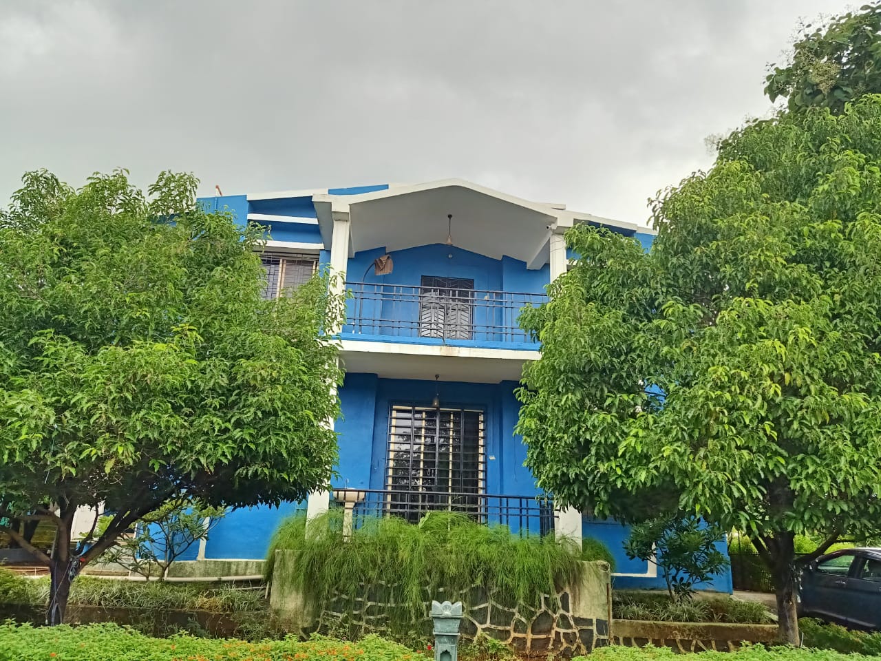 Bambooz Farm House 𝗕𝗢𝗢𝗞 Ulhasnagar Villa
